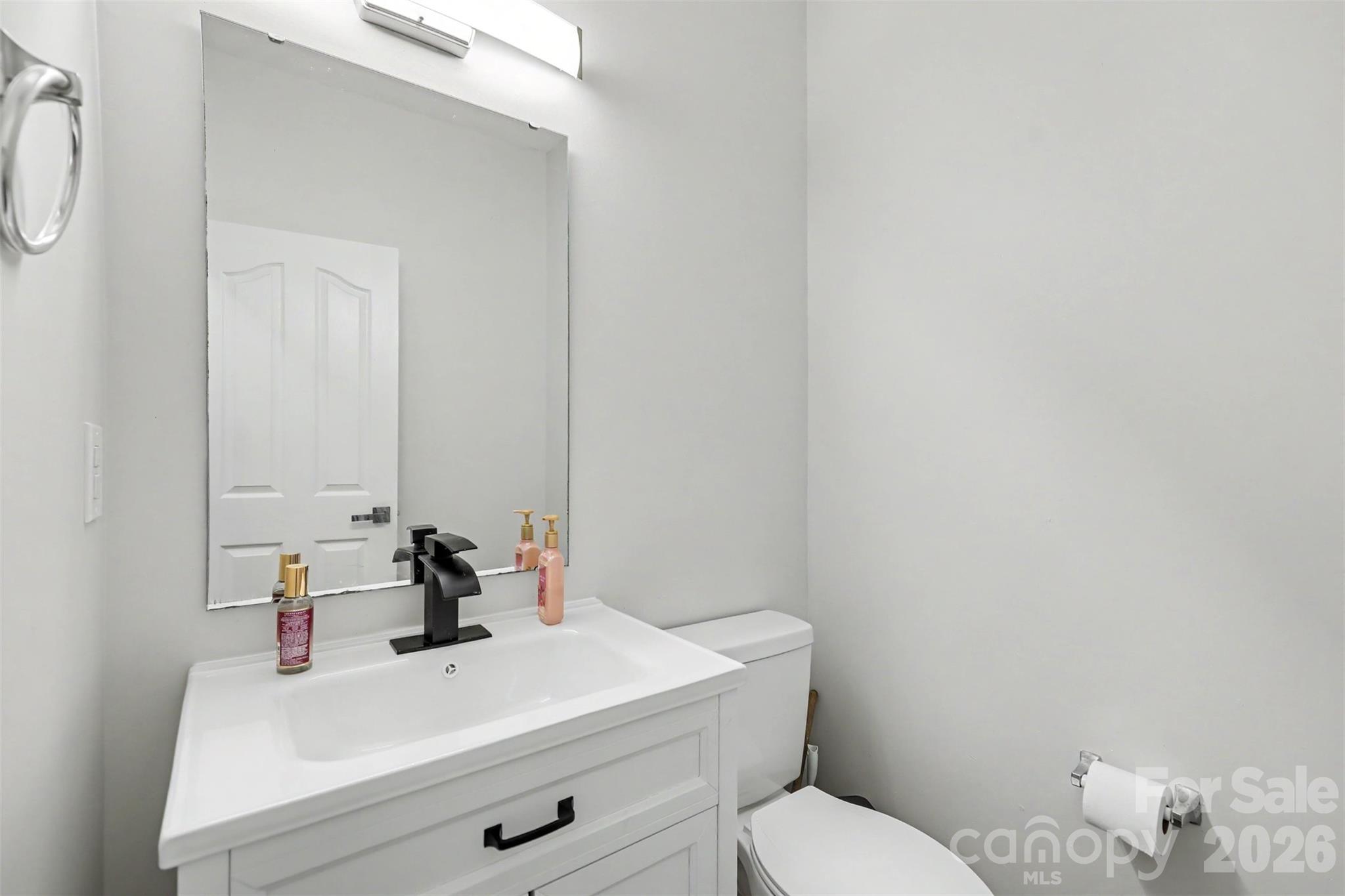 Photo 14 of 6908 Centerline Drive, Charlotte, NC