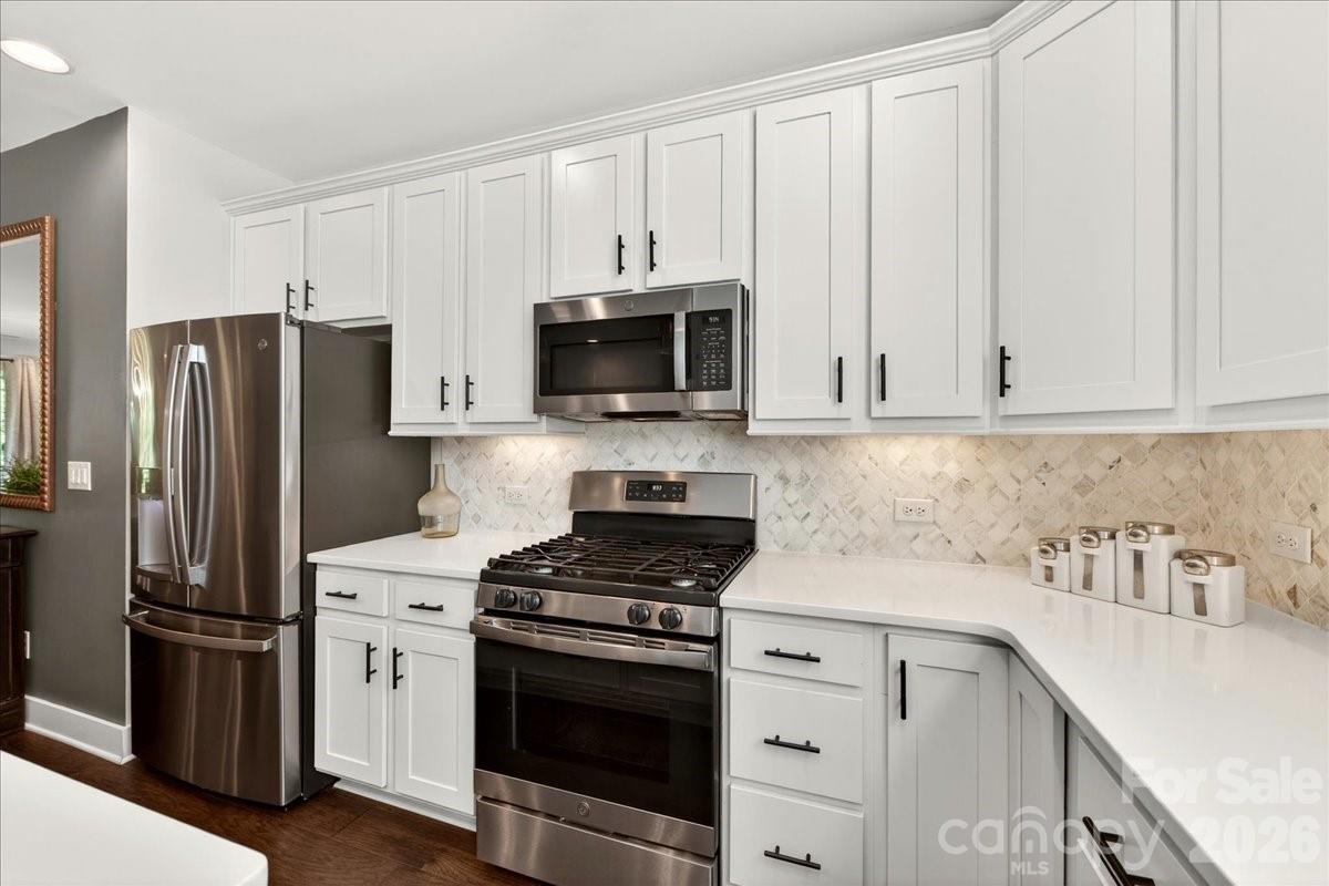 Photo 15 of 4136 Castleton Road, Charlotte, NC