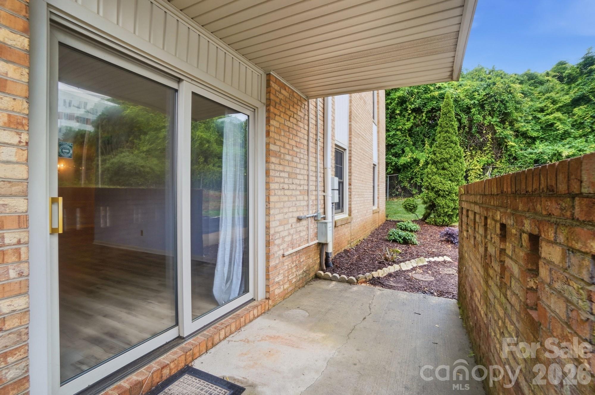 Photo 41 of 4754 Hedgemore DriveN, Charlotte, NC