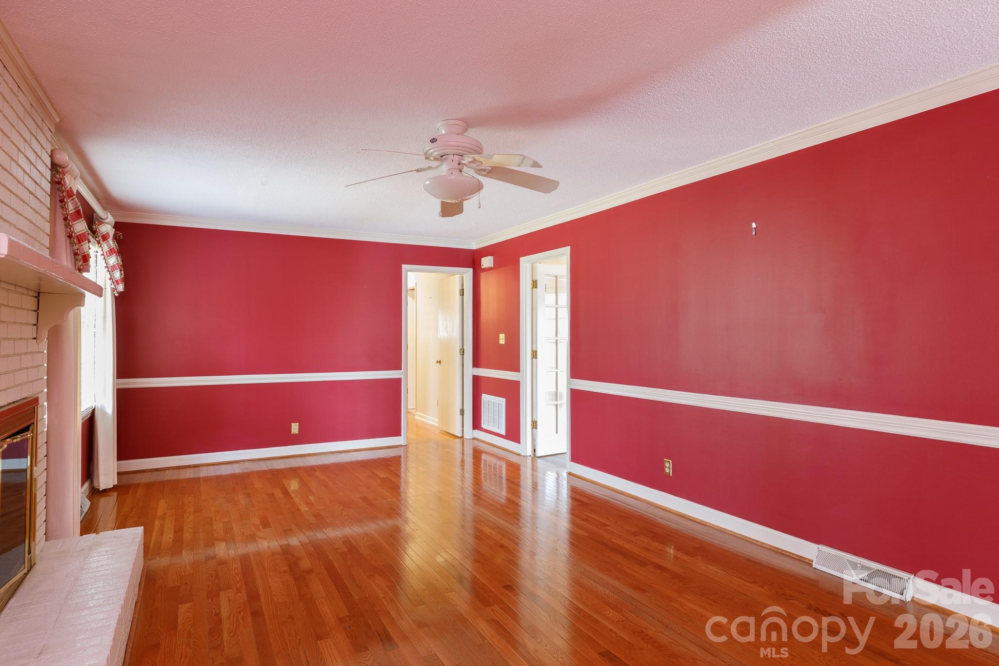 637 University Drive, Rock Hill, SC - photo 6 of 32