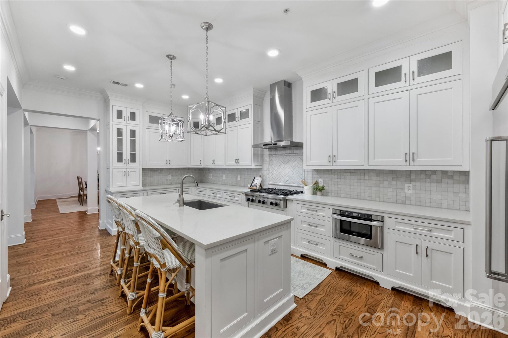 Photo 19 of 2251 Selwyn Avenue102, Charlotte, NC