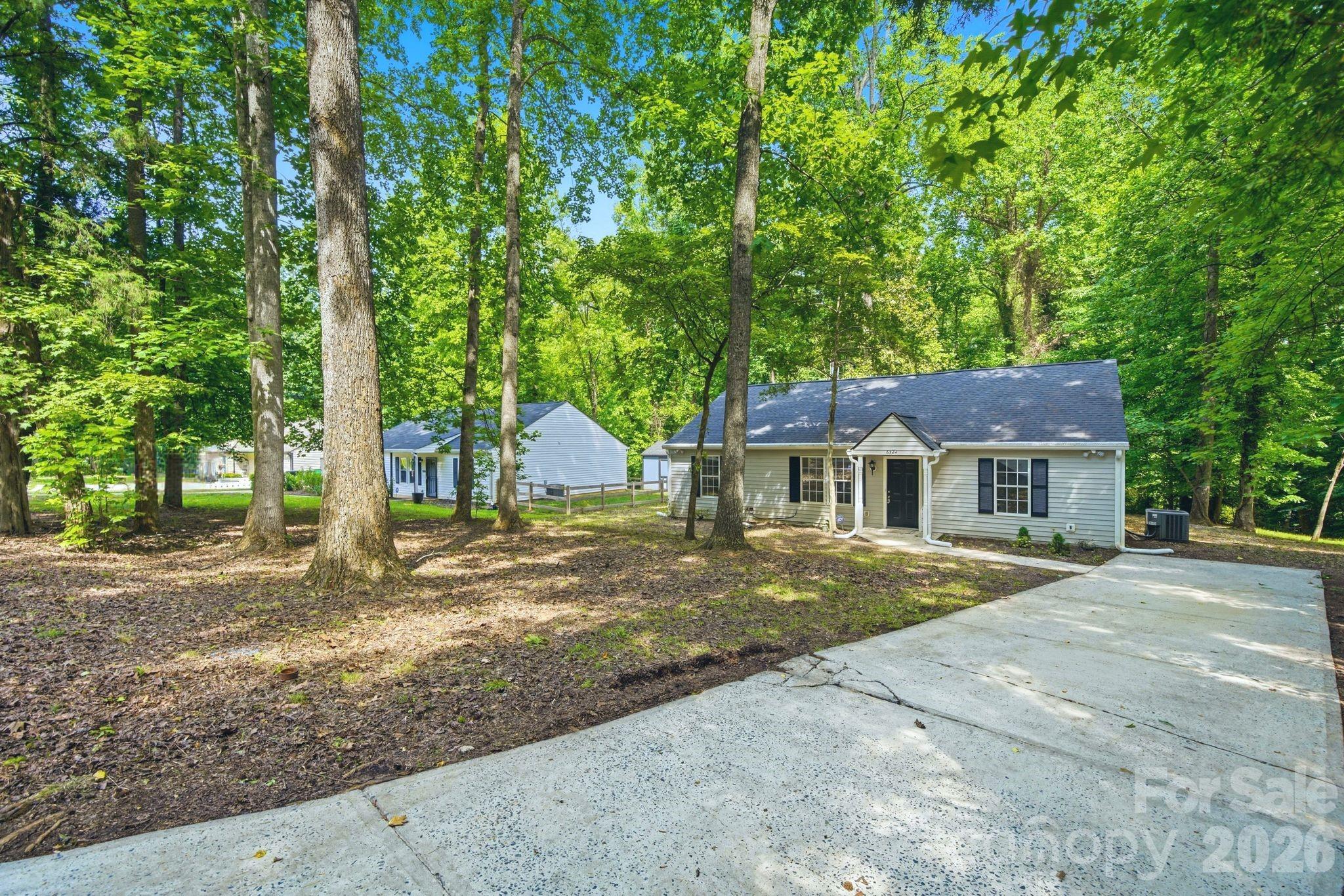 Photo 2 of 6324 Grove Park Boulevard, Charlotte, NC