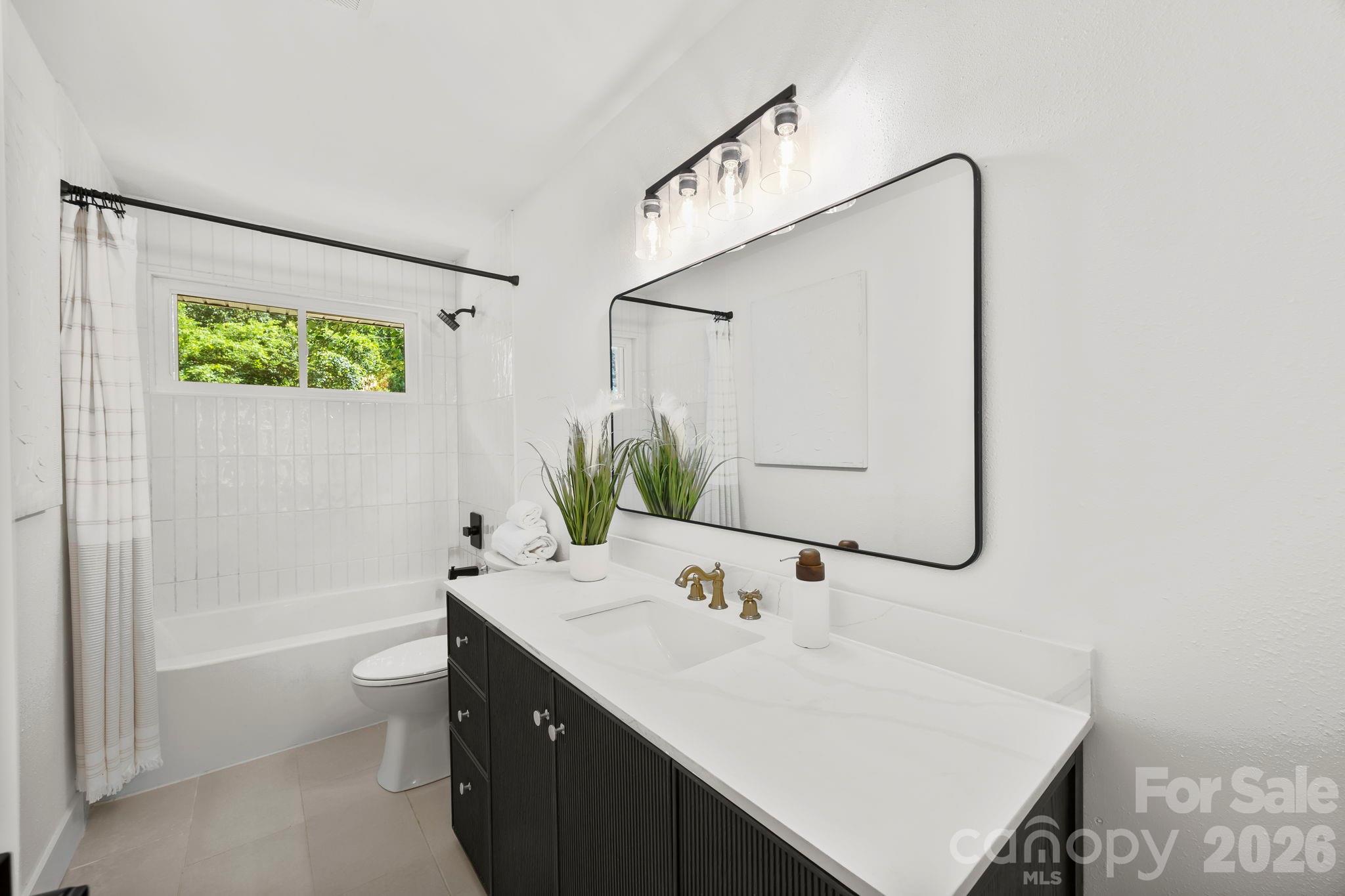 Photo 10 of 4211 Dunwoody Drive, Charlotte, NC