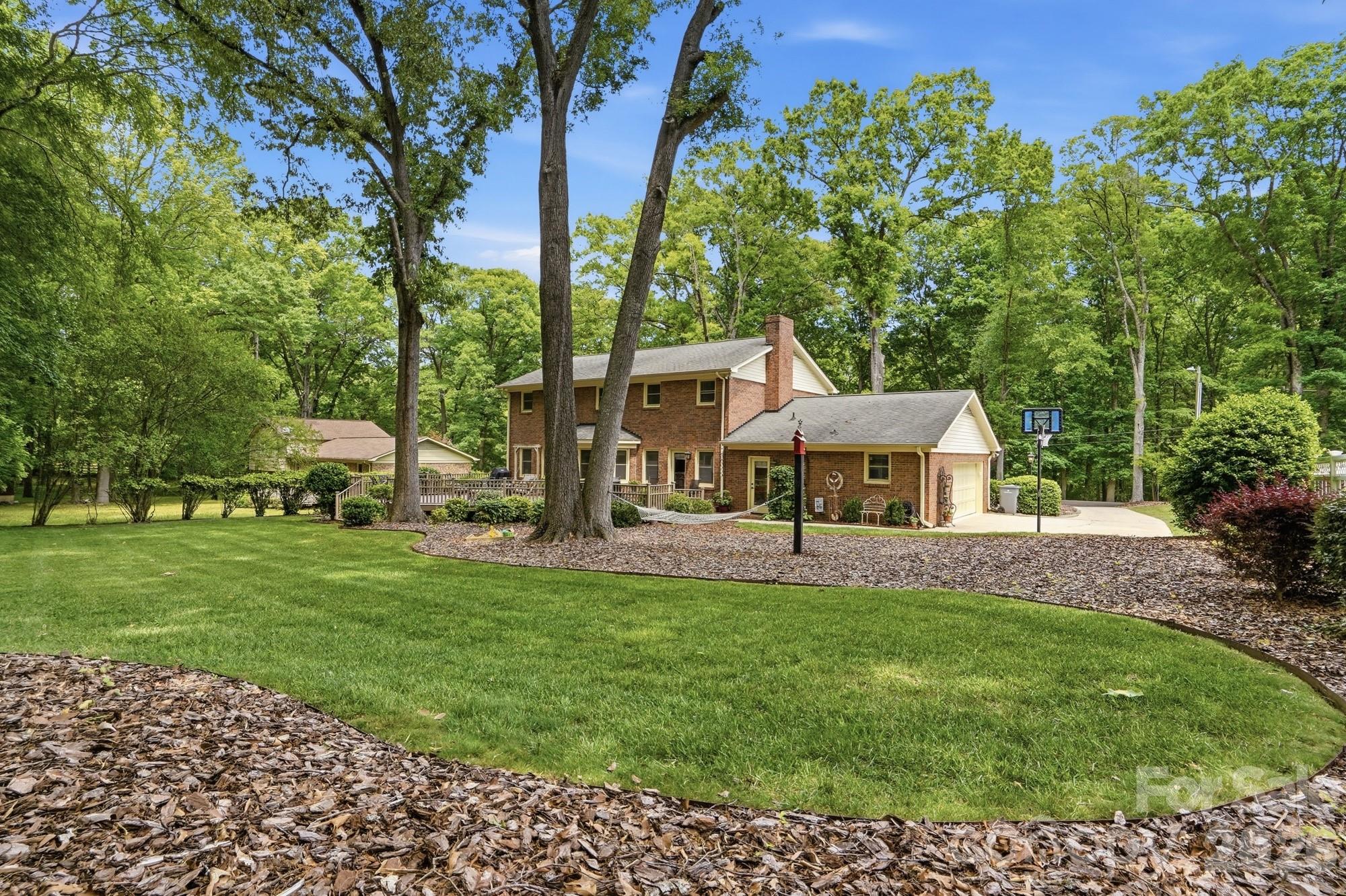 405 Hillcrest Drive, Harrisburg, NC - photo 44 of 46