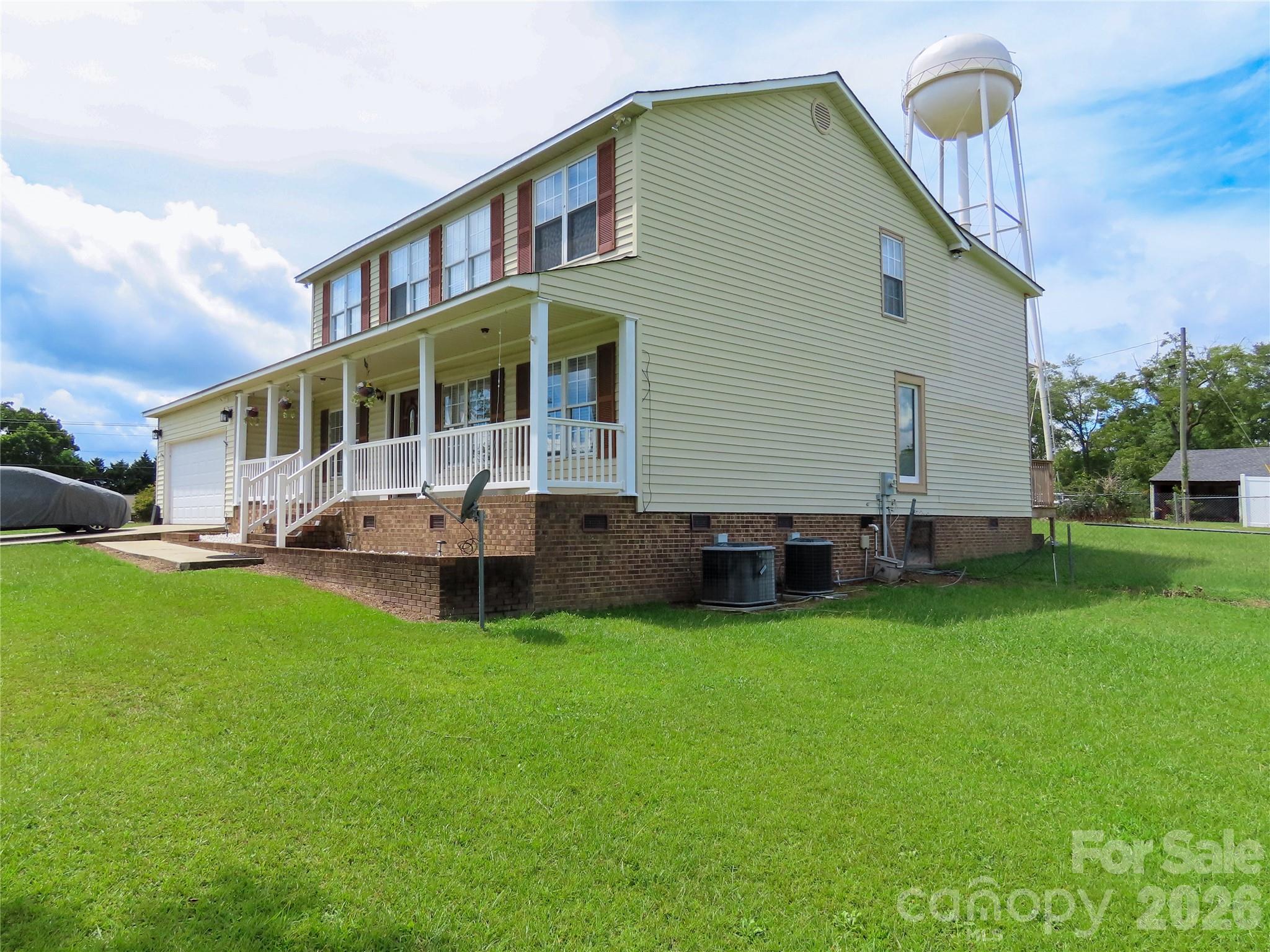 204 Rowland Avenue, Heath Springs, SC - photo 6 of 49