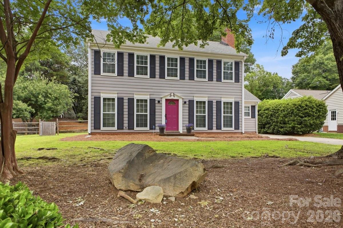 Home for sale at 2726 Heidleburg Lane, Charlotte, NC — photo 1 of 29