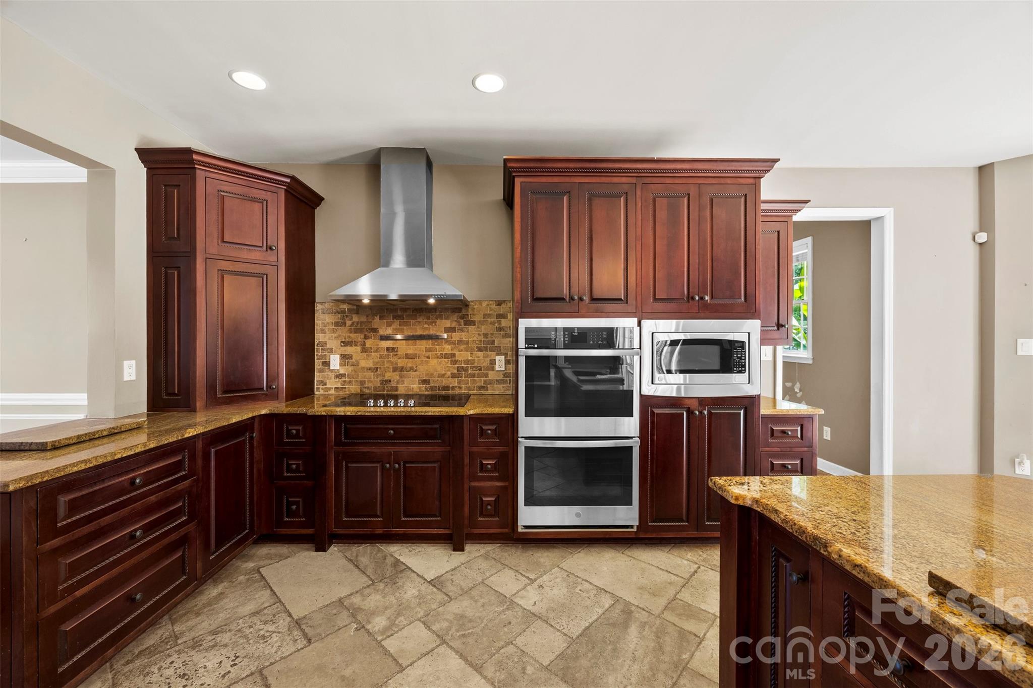6520 Hollow Oak Drive, Mint Hill, NC - photo 16 of 45