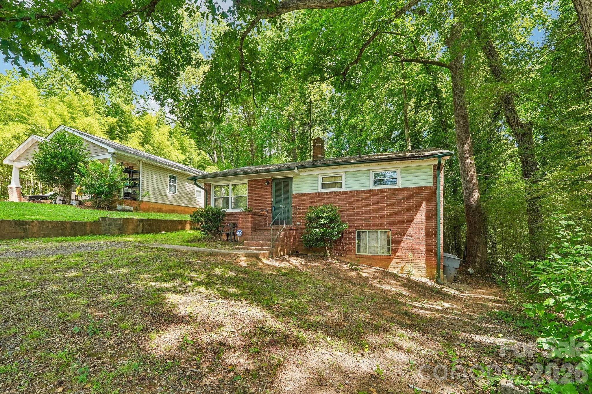 Home for sale at 1936 St Paul Street, Charlotte, NC — photo 2 of 20
