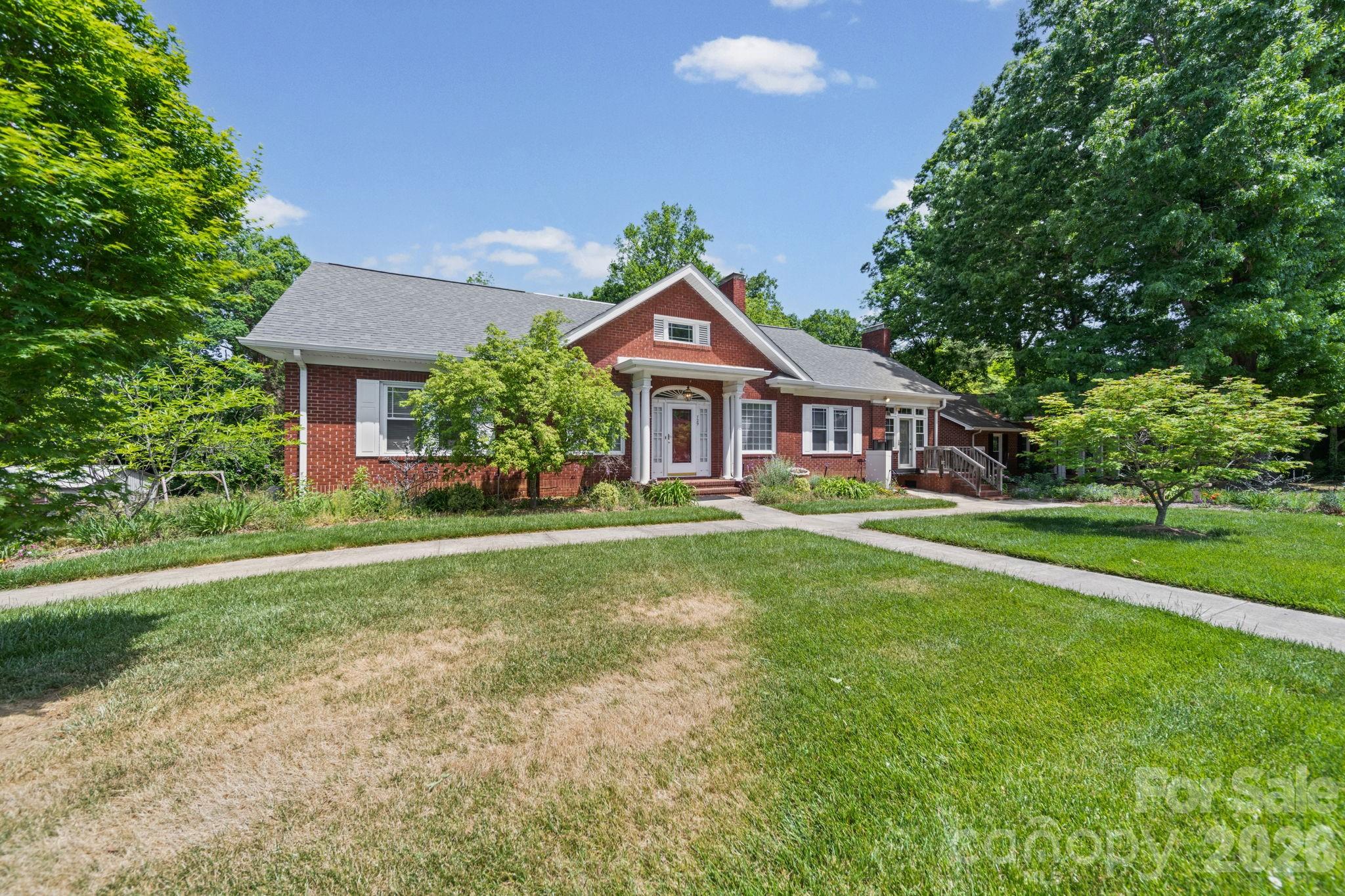 Photo 4 of 729 Montgomery Avenue, Albemarle, NC