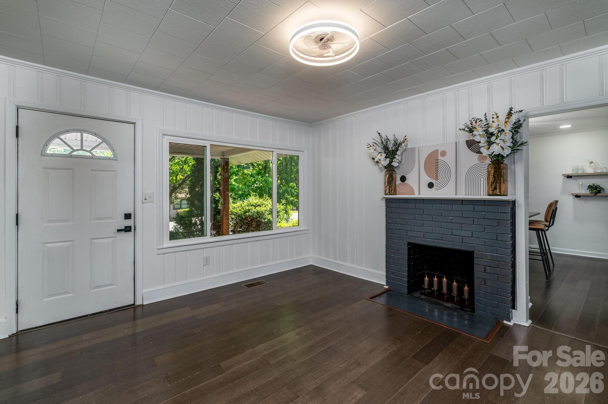 Photo 32 of 3828 Oakwood Road, Charlotte, NC