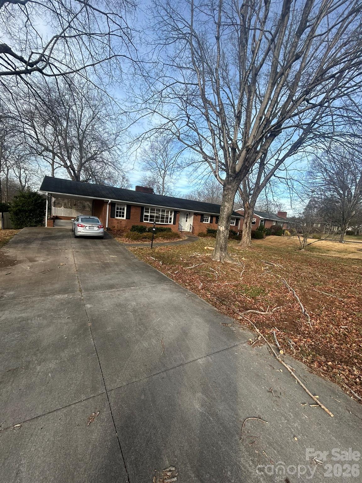 626 Willowbrook Lane, Winston Salem, NC