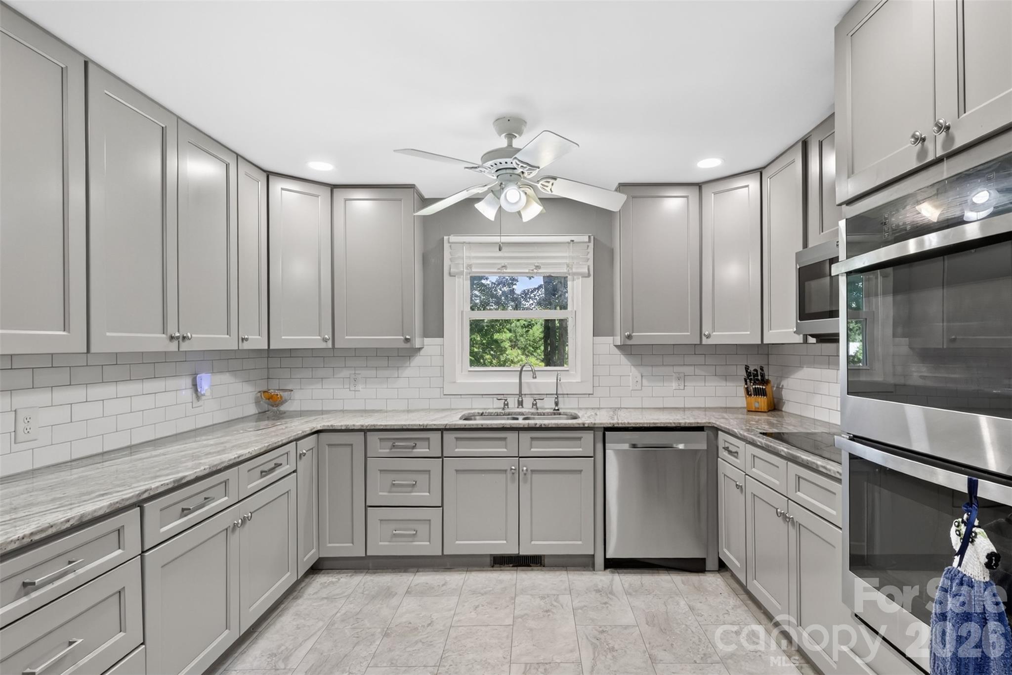 9807 Black Road, Midland, NC - photo 11 of 43