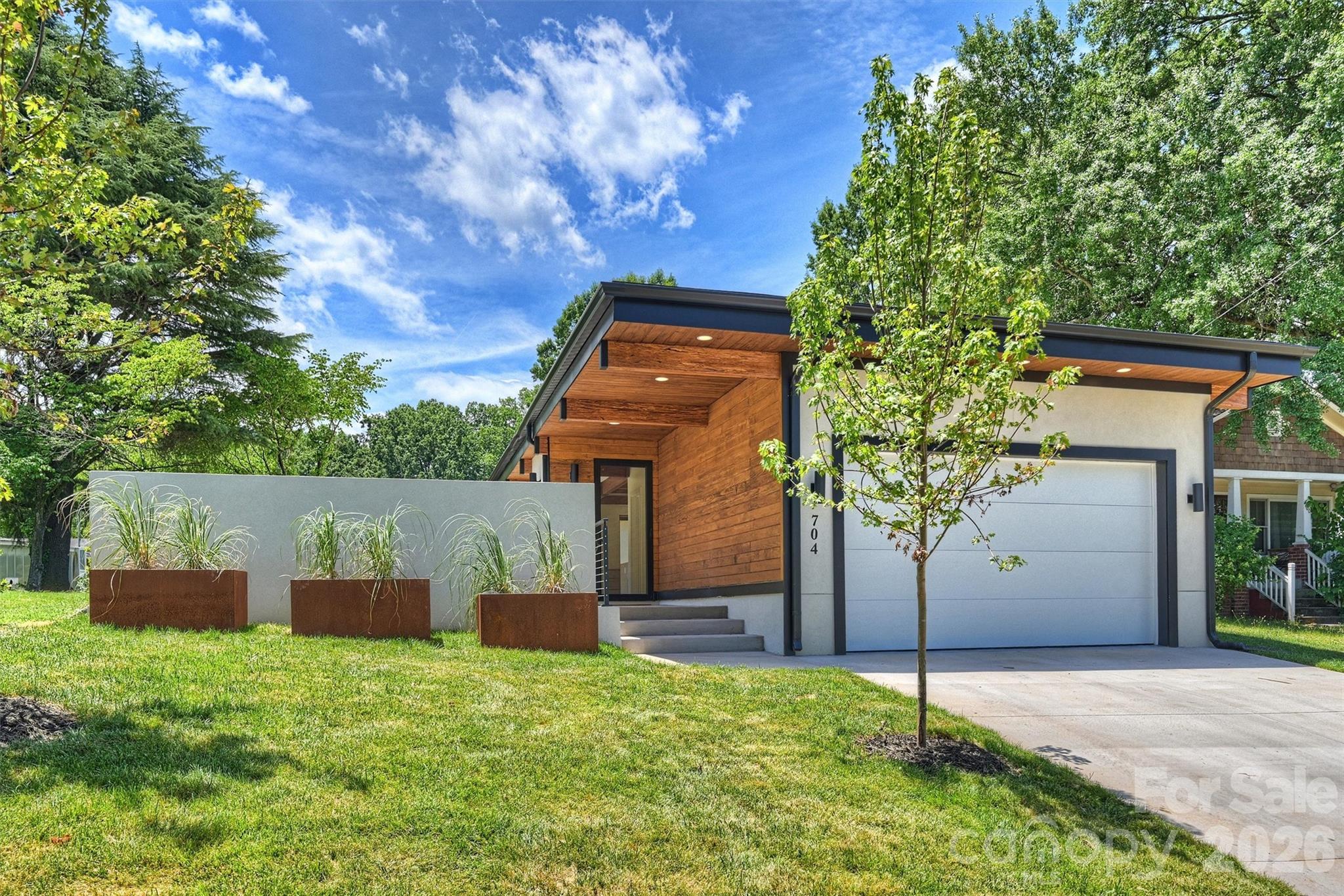 704 Charles Avenue, Charlotte, NC