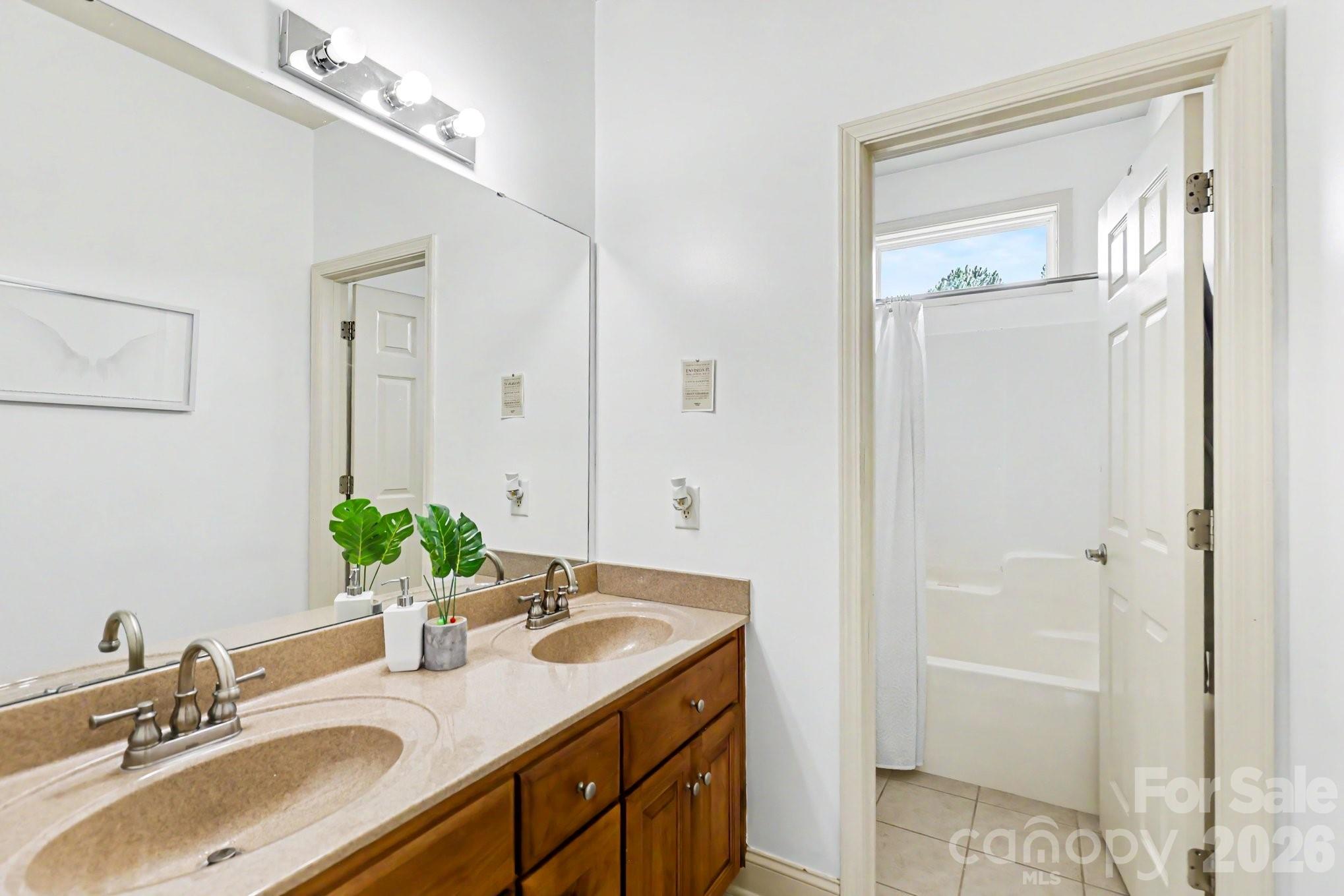 Photo 34 of 10130 Fairlea Drive, Charlotte, NC