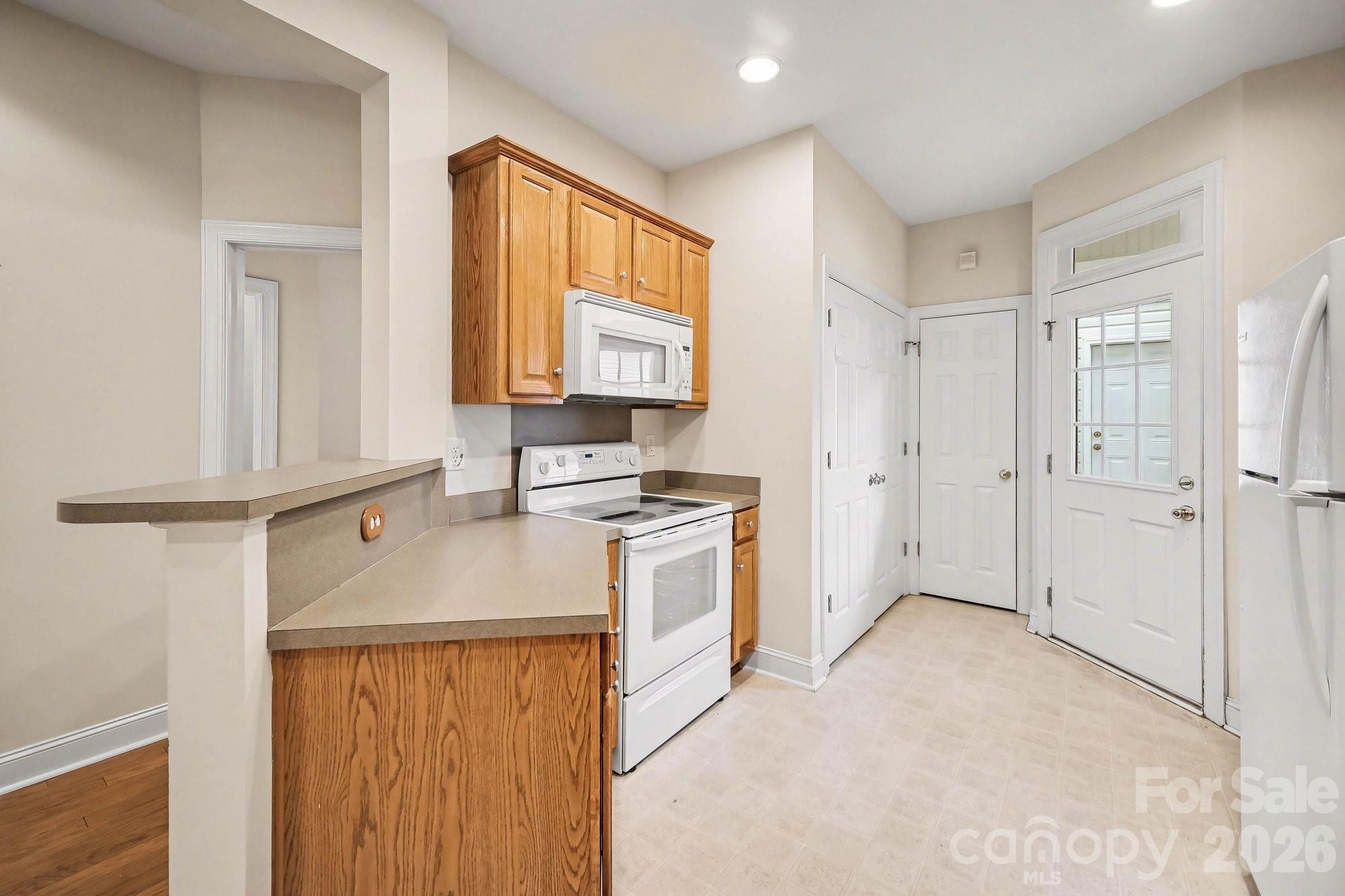 2065 Gable Way Lane, Matthews, NC - photo 15 of 35