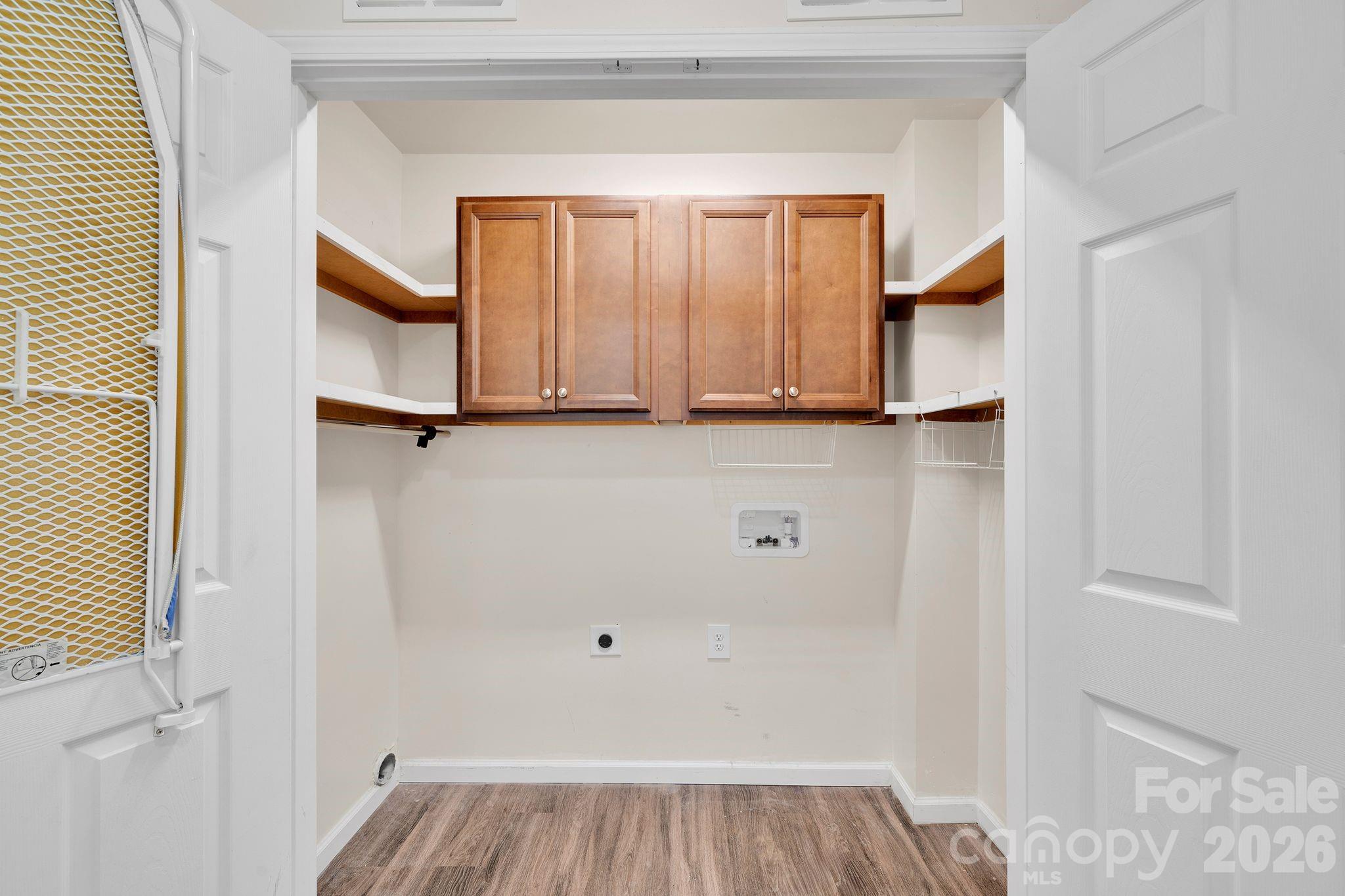 372 E Mills Avenue, Mooresville, NC - photo 9 of 29