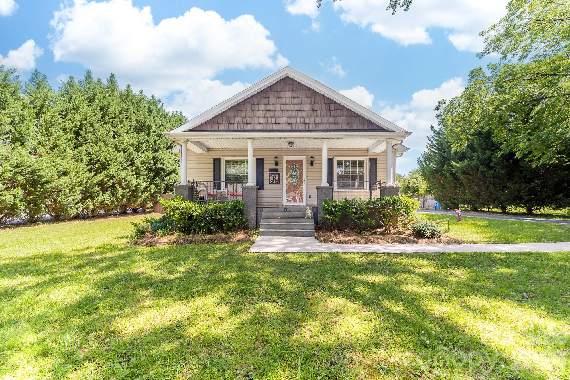 206 Eagle Road, Belmont, NC