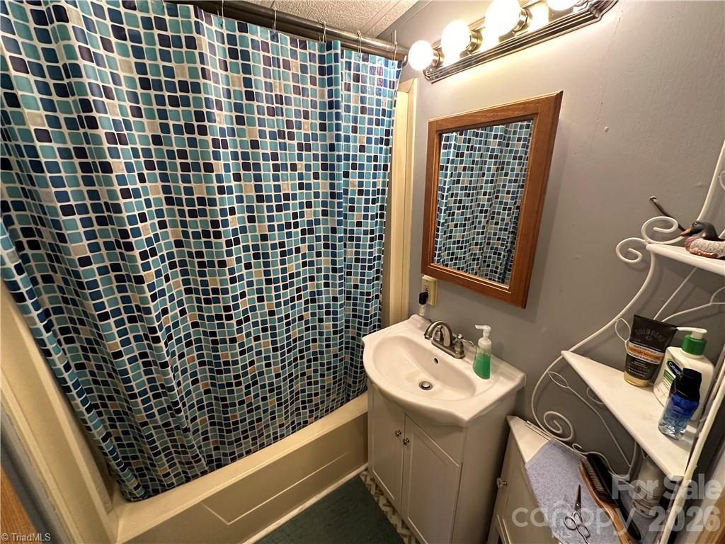 120 Elm Street, New London, NC - photo 17 of 49