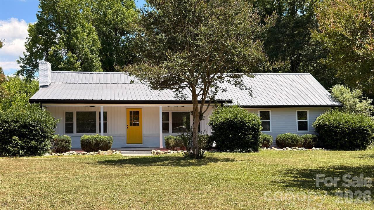 Home for sale at 4604 Old Hickory Road, Lancaster, SC — photo 1 of 40