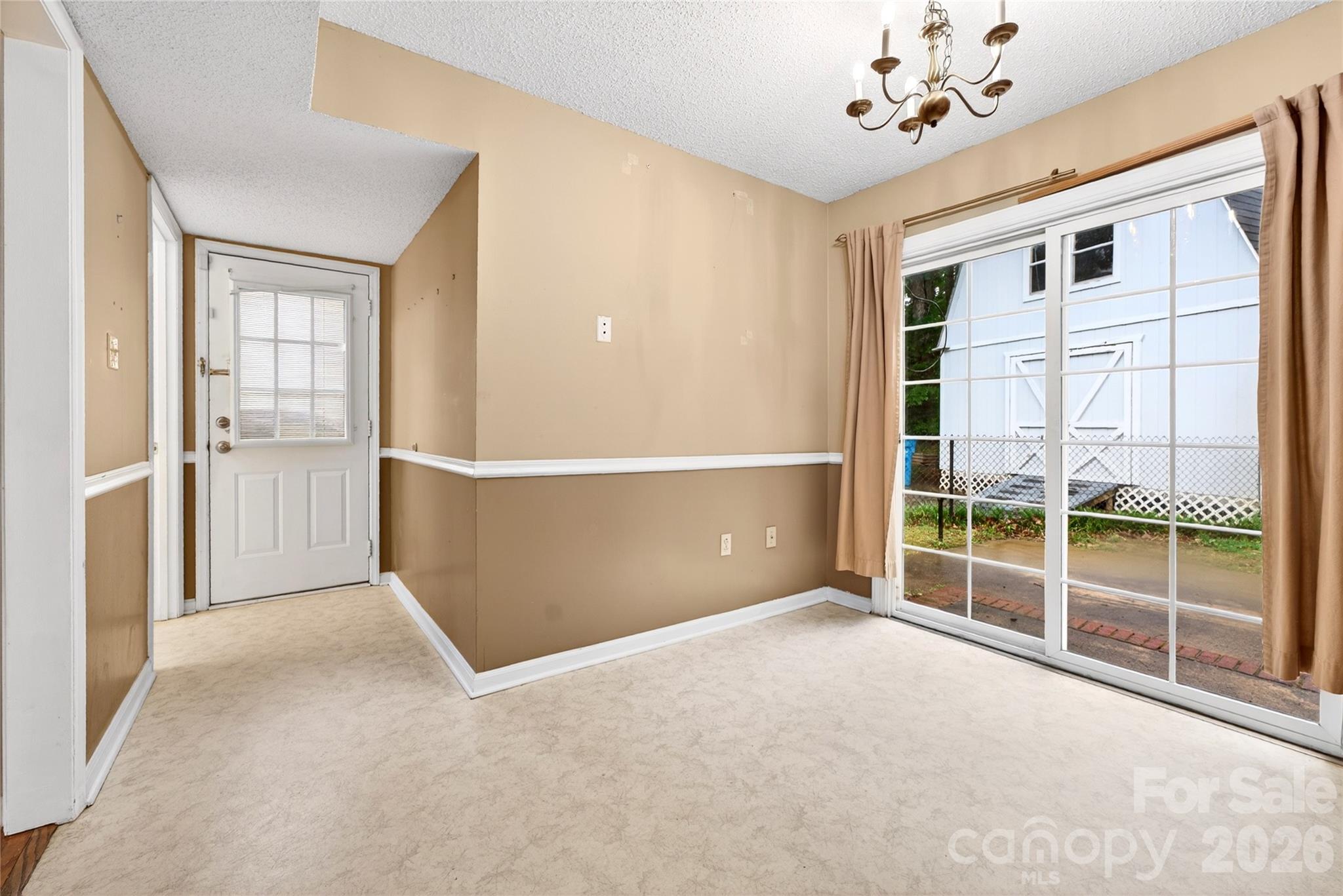 Photo 4 of 621 Winter Wood Drive, Matthews, NC