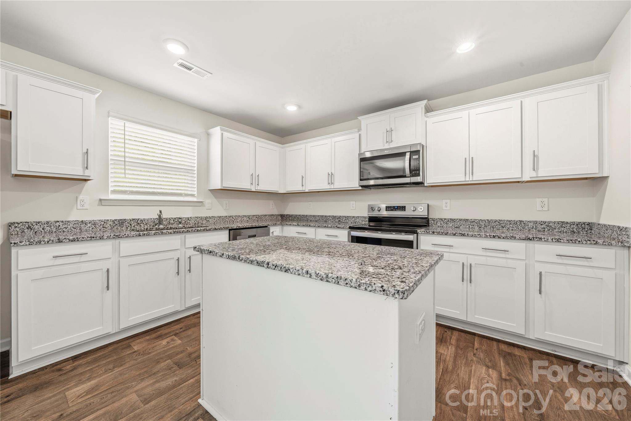 2209 Lilium Drive, Charlotte, NC - photo 9 of 32