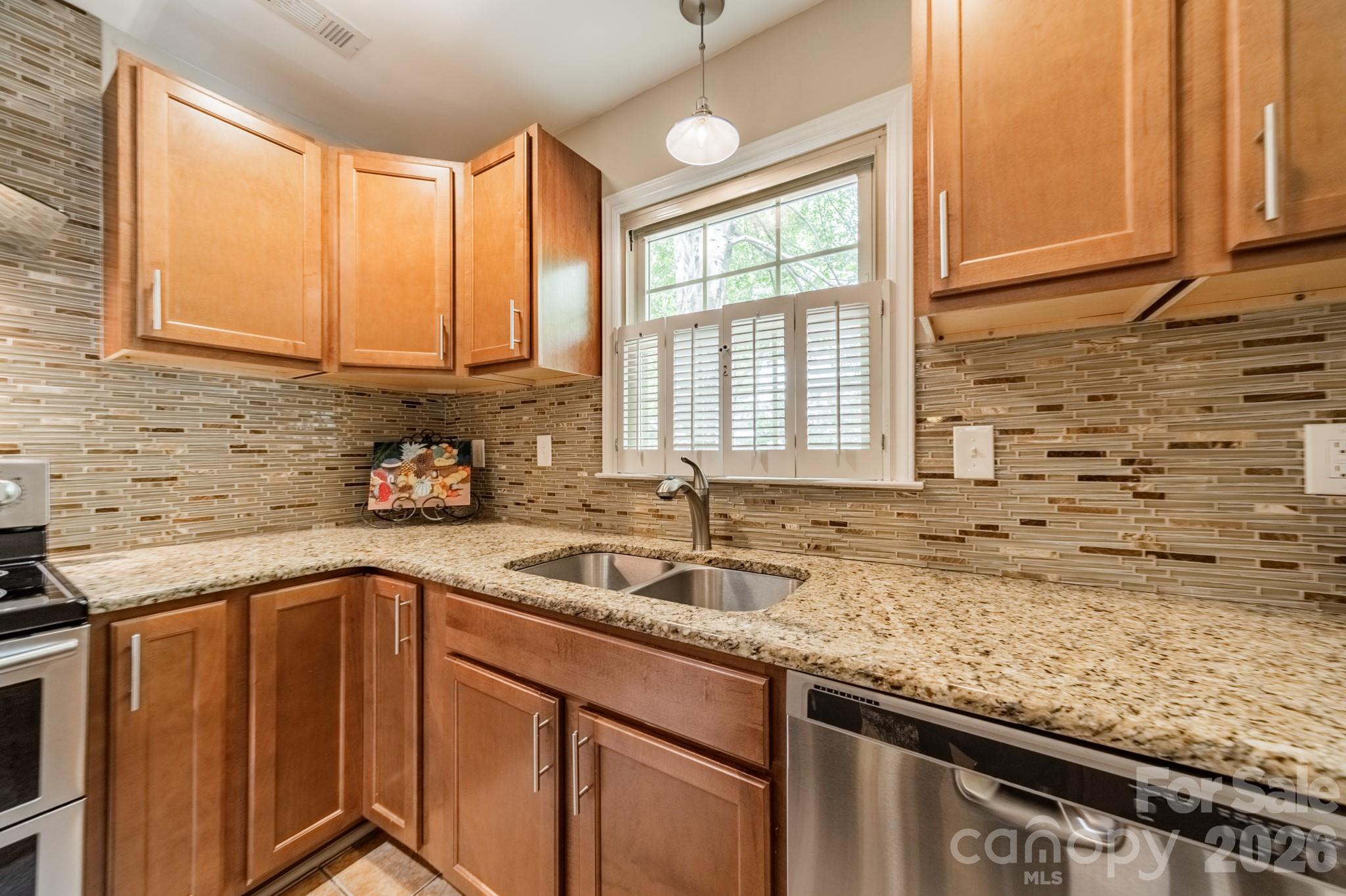 Photo 7 of 5522 Sharon Road, Charlotte, NC