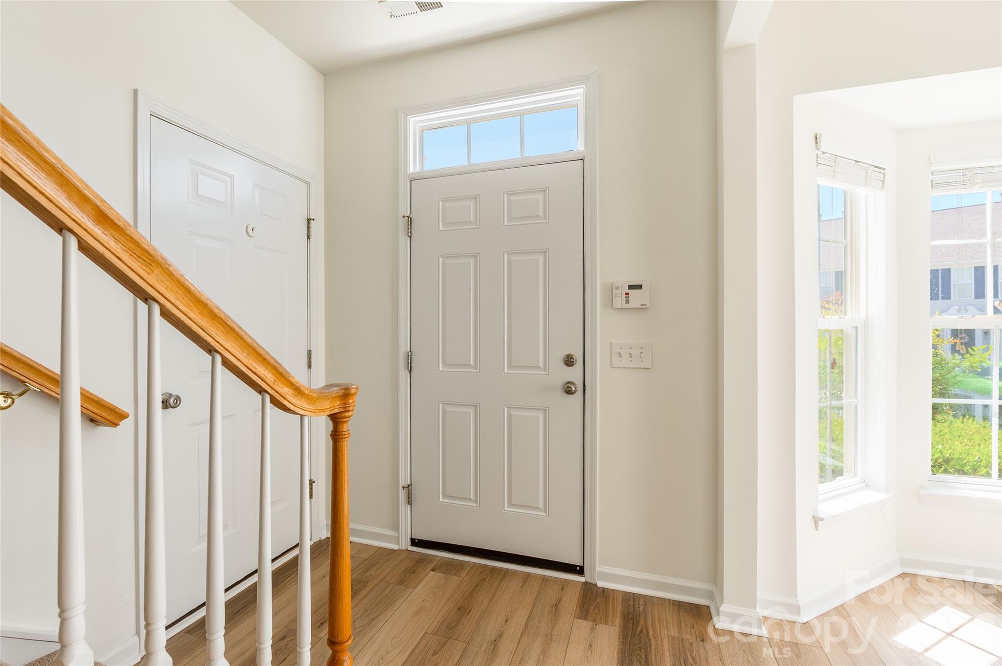 130 Autumn Falls Drive, Lake Wylie, SC - photo 5 of 33