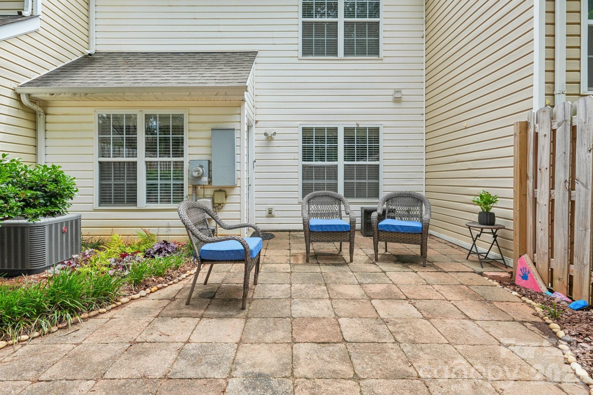 Photo 26 of 8406 Southgate Commons Drive, Charlotte, NC