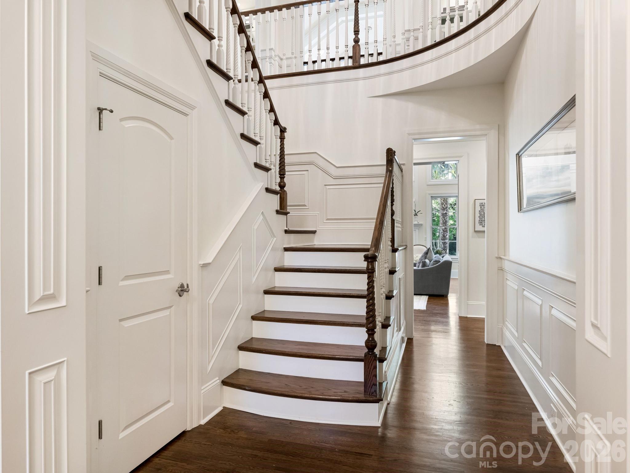 9146 Heydon Hall Circle, Charlotte, NC - photo 7 of 49