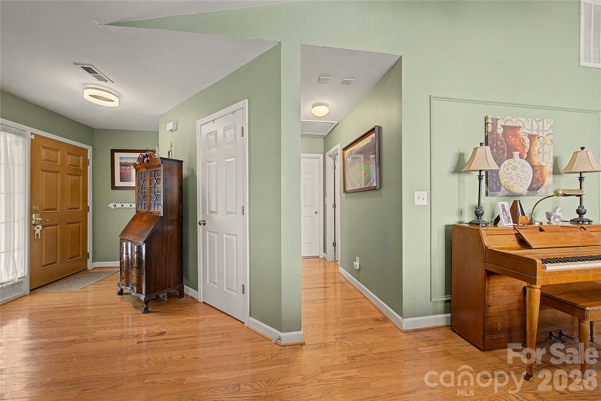 Photo 6 of 1110 Newfound Hollow Drive, Charlotte, NC