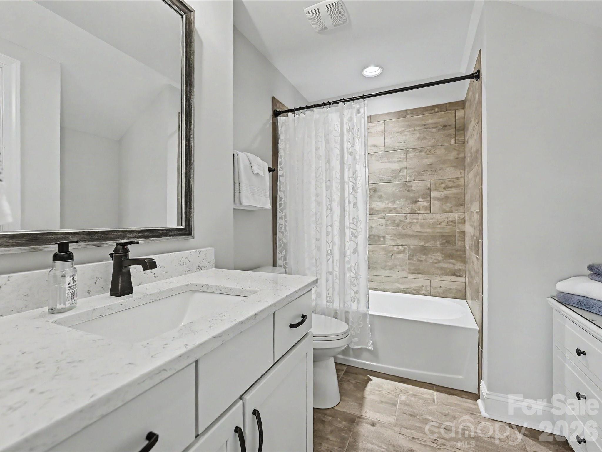 2202 Lincolnshire Lane, Wesley Chapel, NC - photo 30 of 37