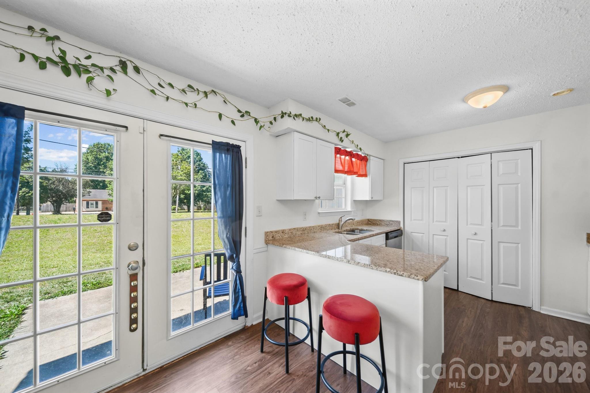 Photo 3 of 2726 Haversham Court, Charlotte, NC