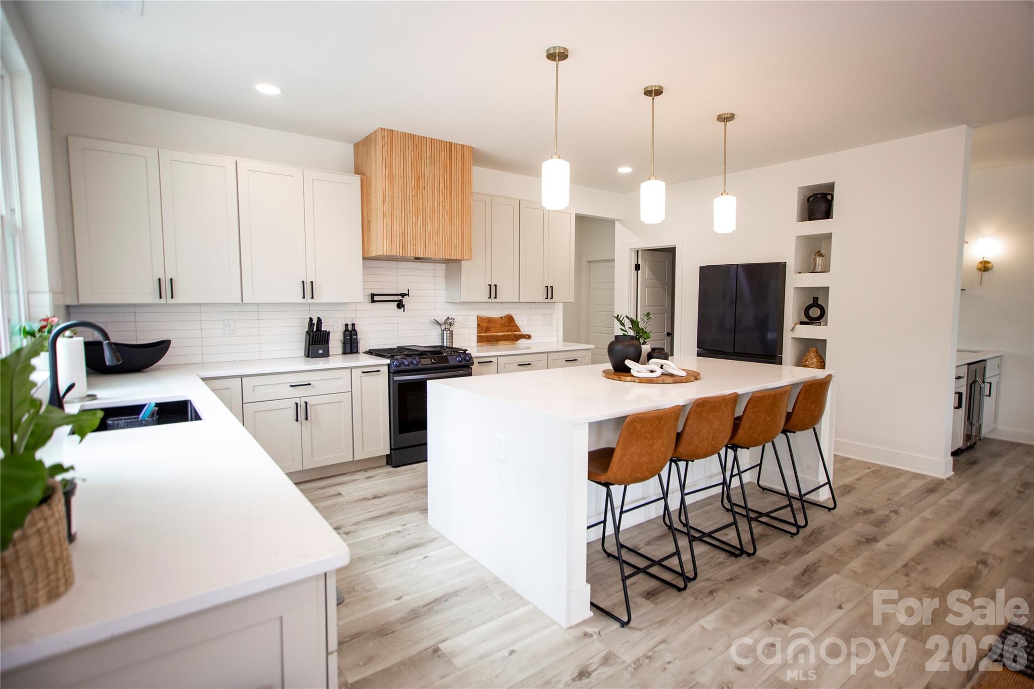 Photo 8 of 2629 Phillips Avenue, Charlotte, NC