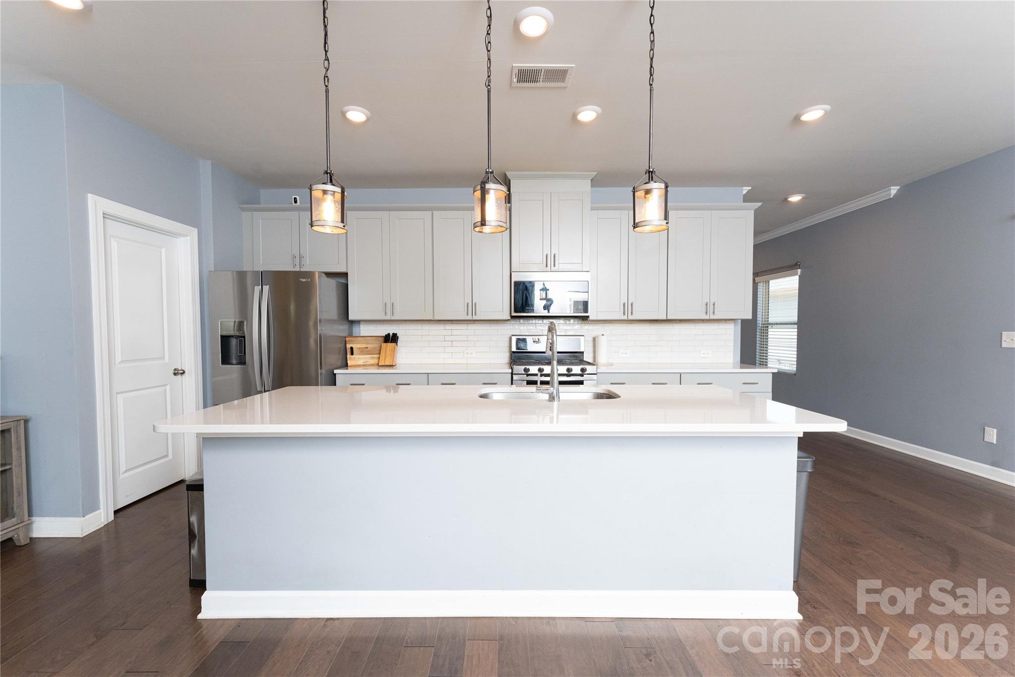 Photo 8 of 4107 Honey Locust Drive, Charlotte, NC