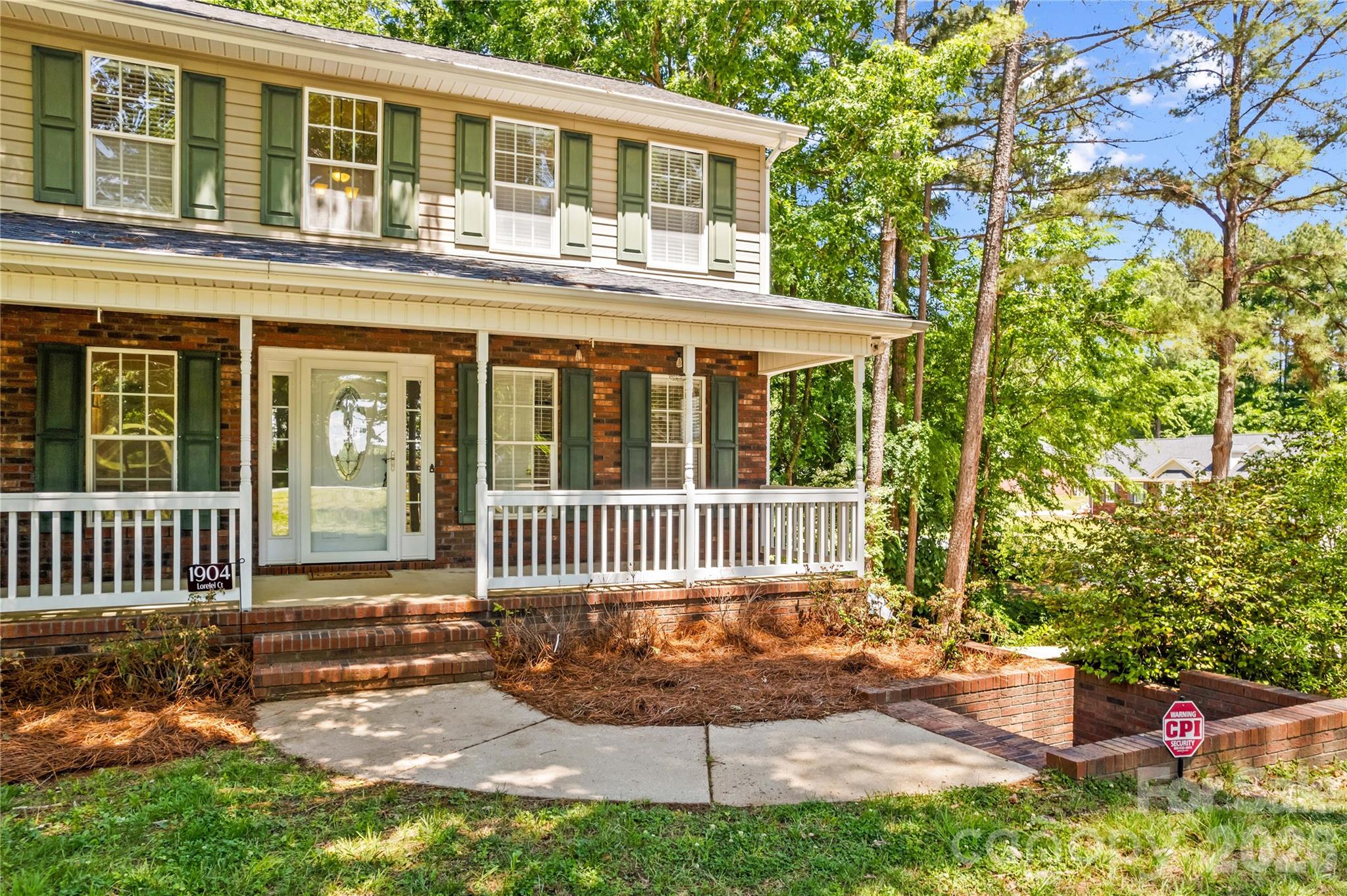 Photo 2 of 1904 Lorelei Court, Mount Pleasant, NC