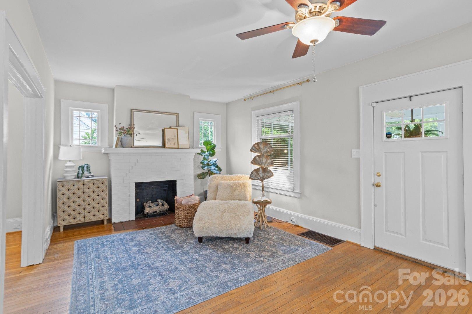 821 Watson Avenue, Winston Salem, NC - photo 9 of 27