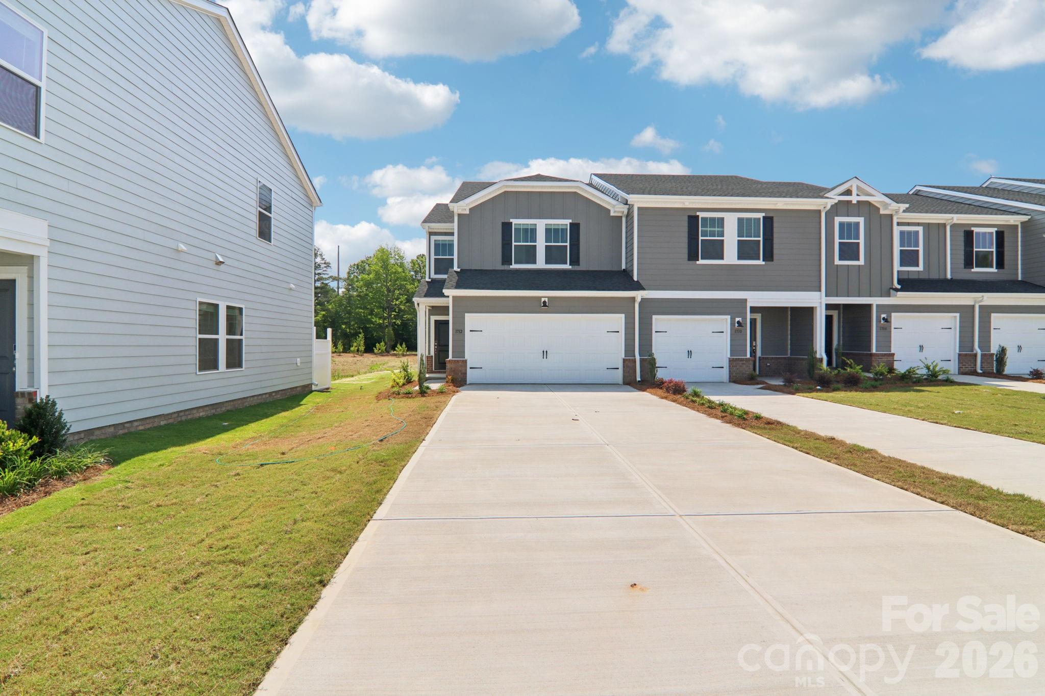 9029 Foggy Brook Loop, Charlotte, NC