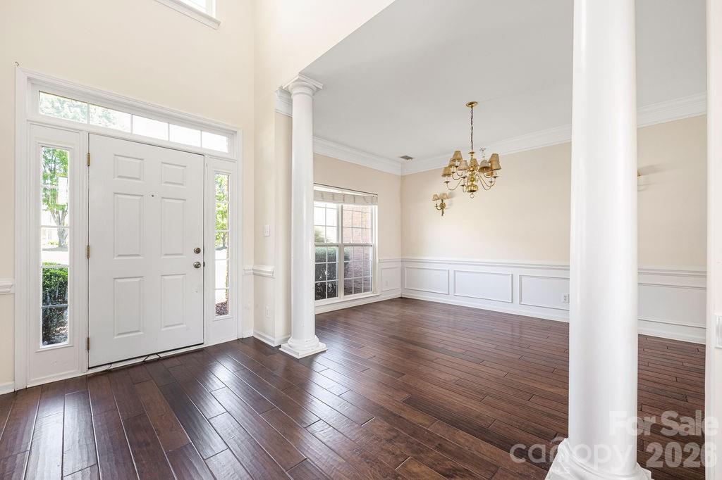 9512 Autumn Applause Drive, Charlotte, NC - photo 3 of 49