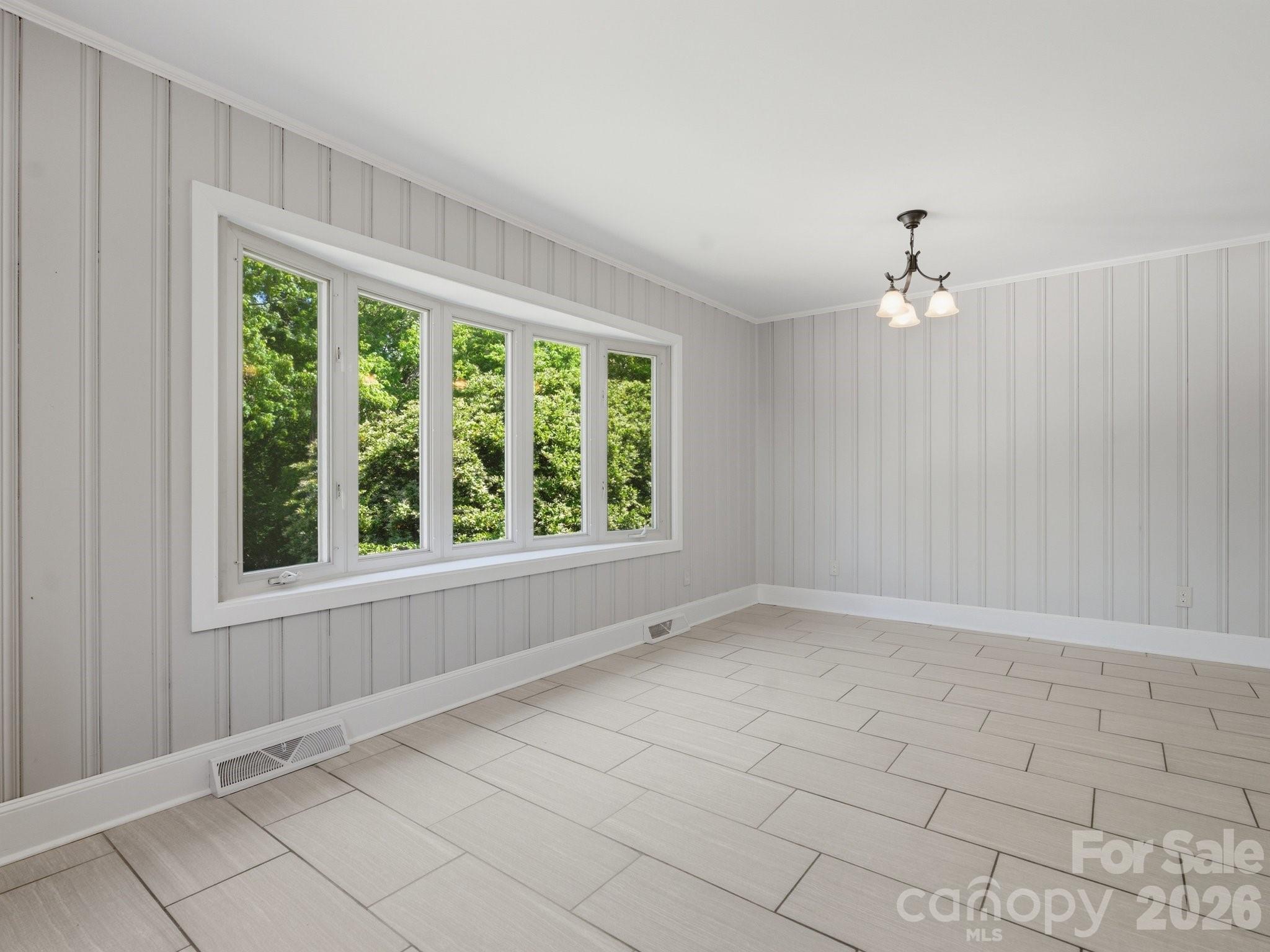 7401 Woodstream Drive, Charlotte, NC - photo 12 of 40