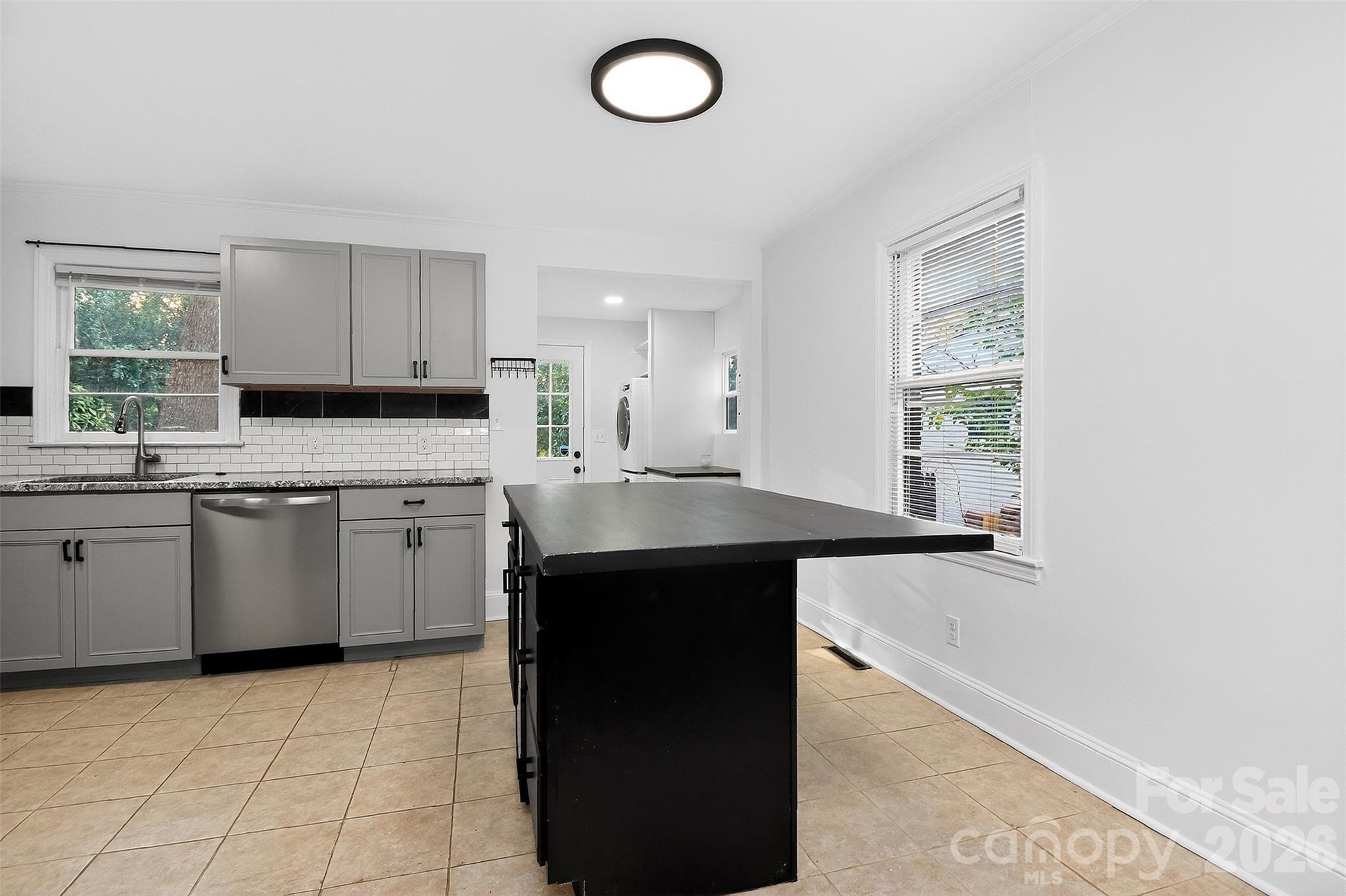 2642 Rachel Street, Charlotte, NC - photo 8 of 35