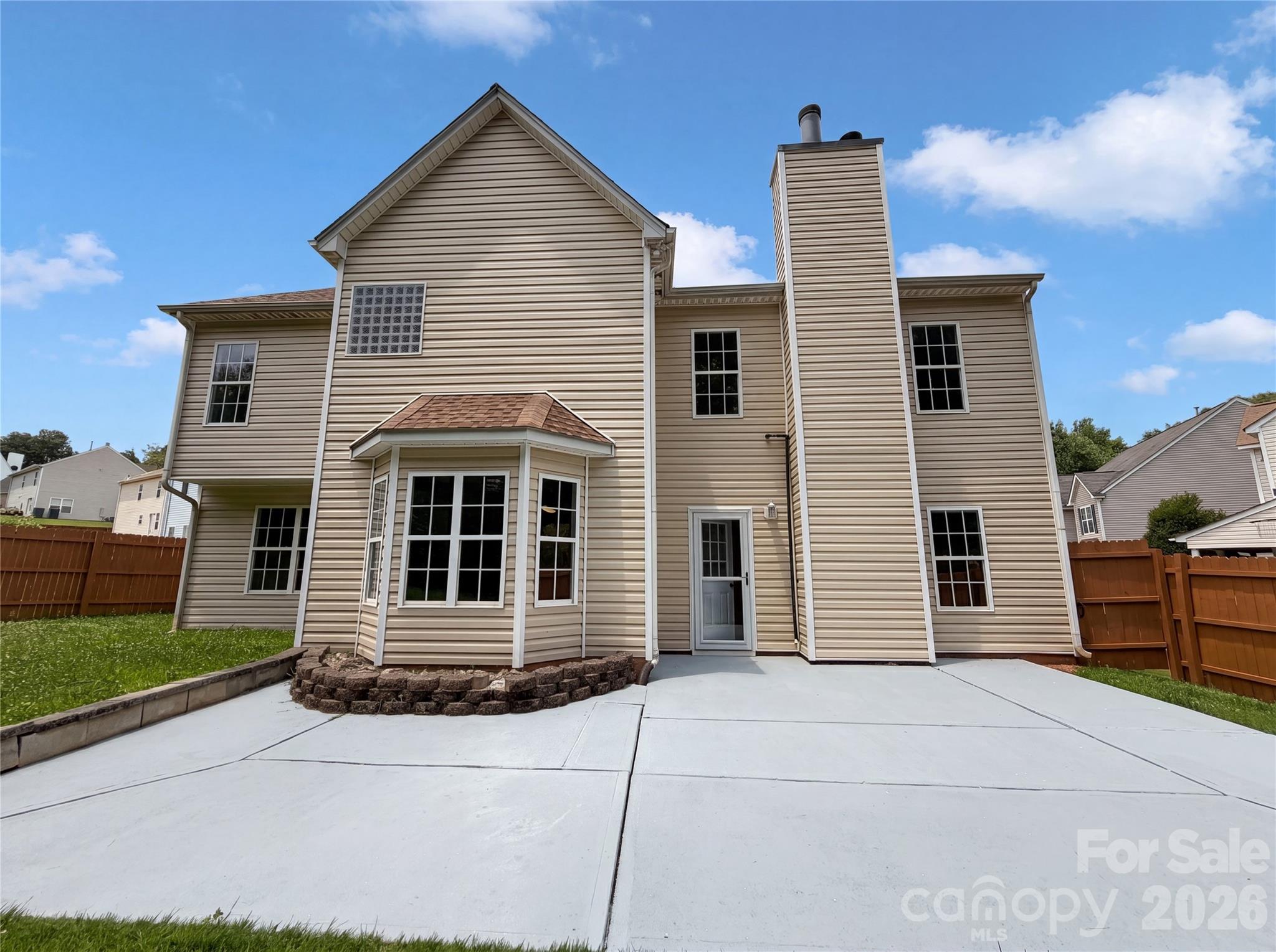 Photo 5 of 4024 Fifendrum Lane, Charlotte, NC
