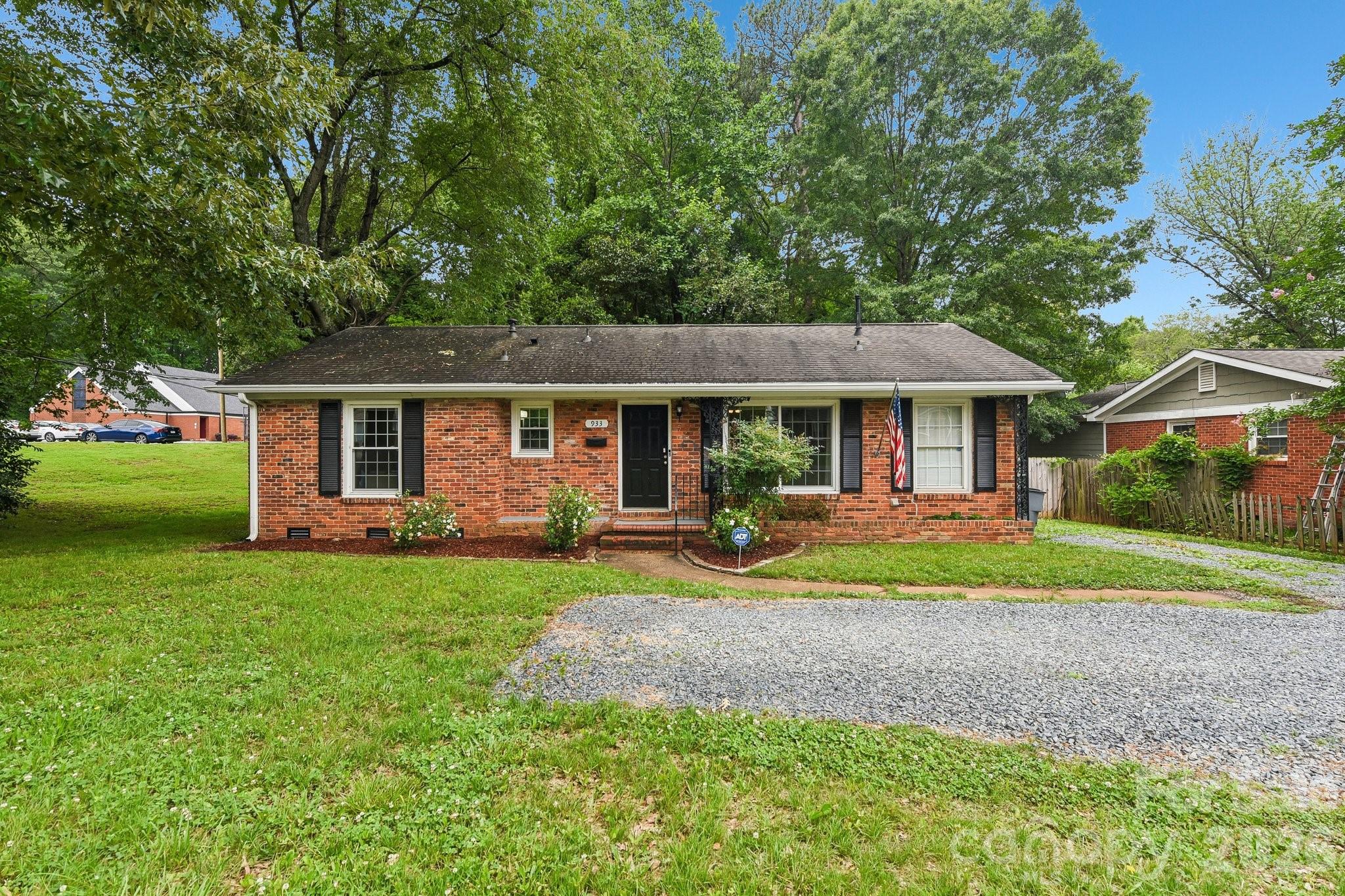 Home for sale at 933 Clanton Road, Charlotte, NC — photo 1 of 25