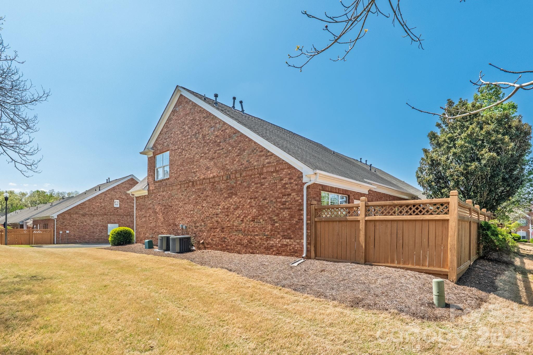 Photo 36 of 10879 Rogalla Drive, Charlotte, NC