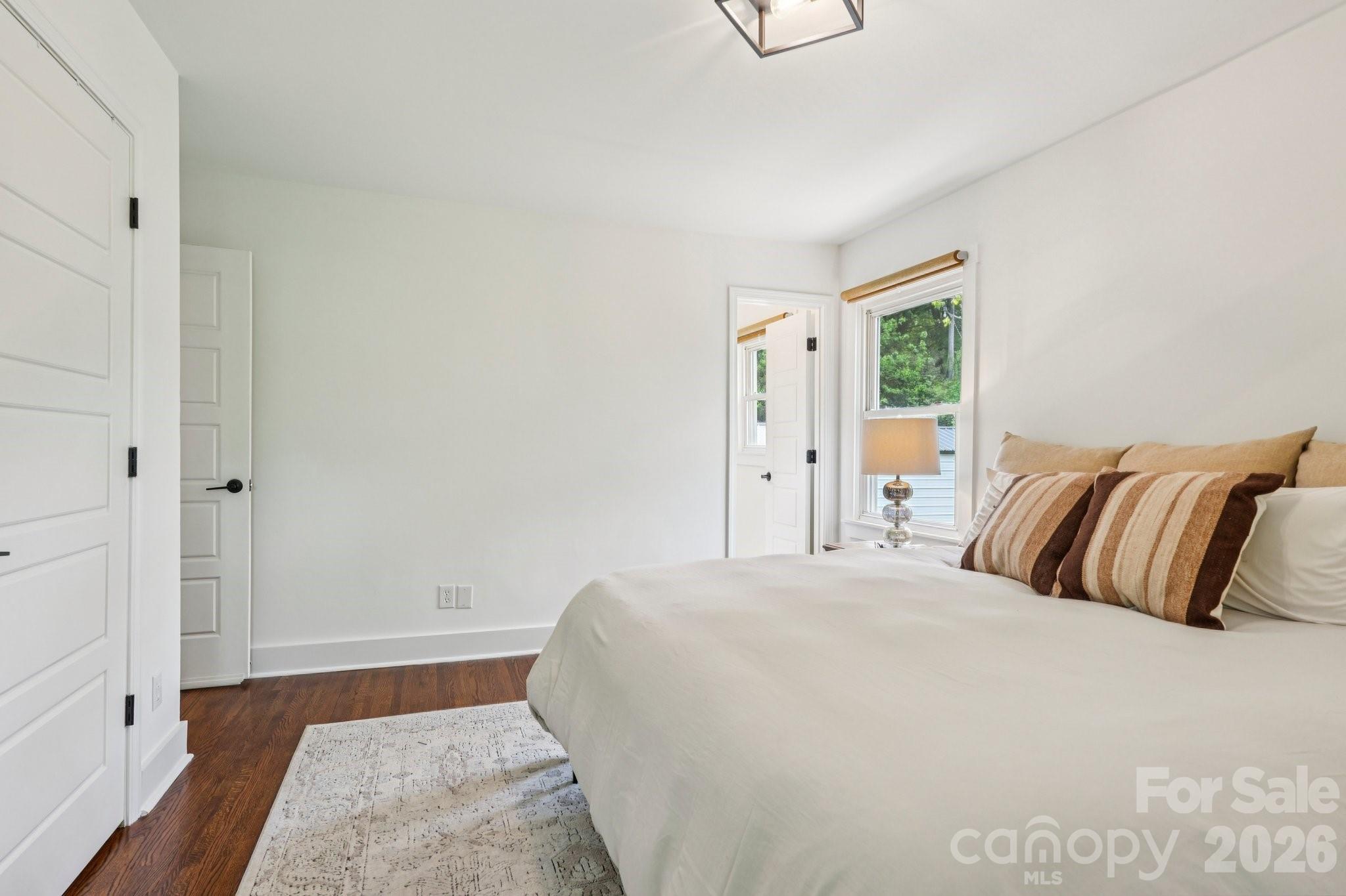 5300 Cheval Place, Charlotte, NC - photo 9 of 39