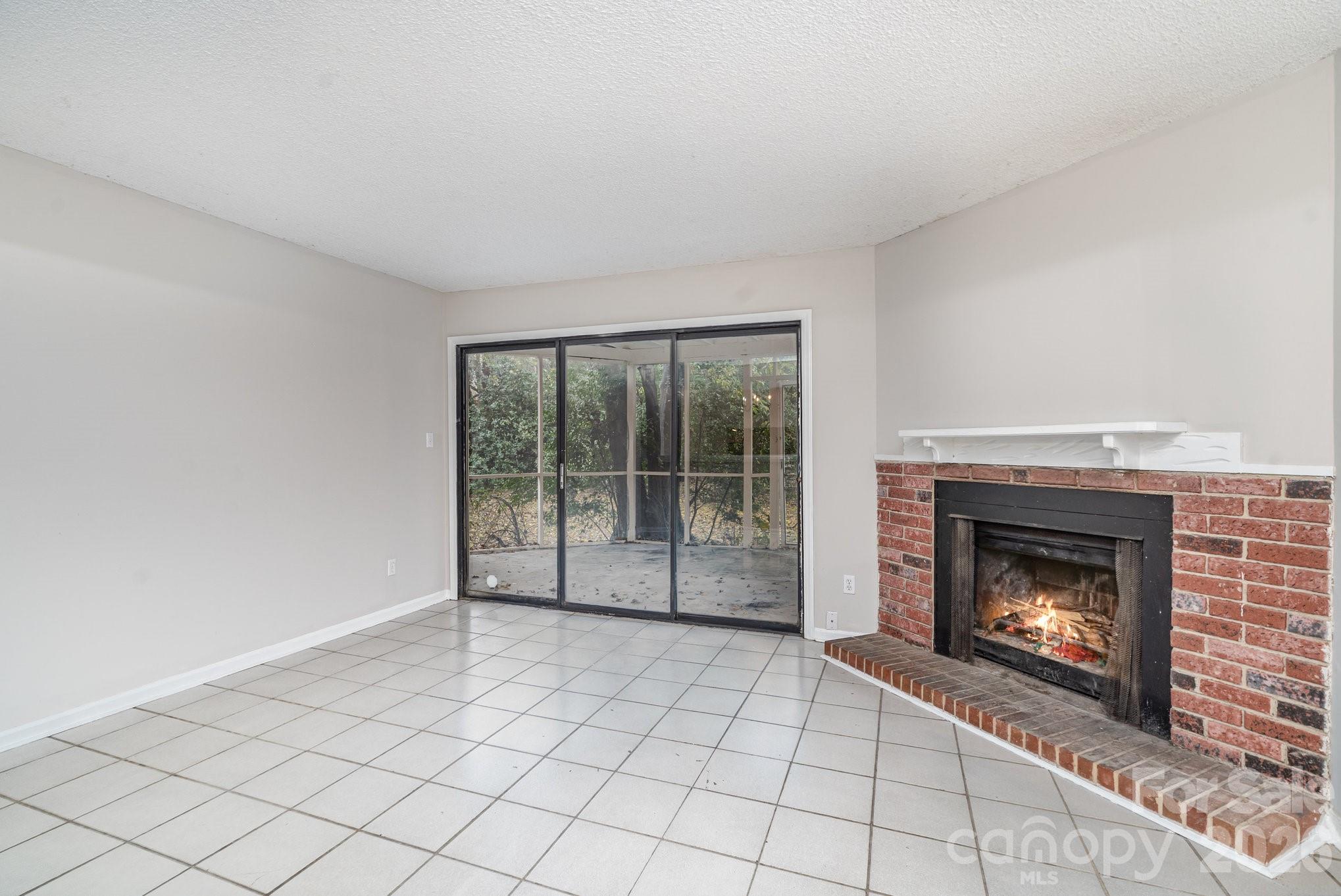 Photo 6 of 8005 Horse Chestnut Lane, Charlotte, NC
