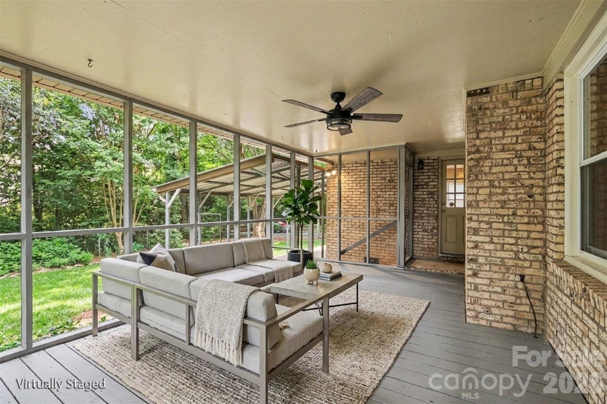 Photo 4 of 2143 Knickerbocker Drive, Charlotte, NC