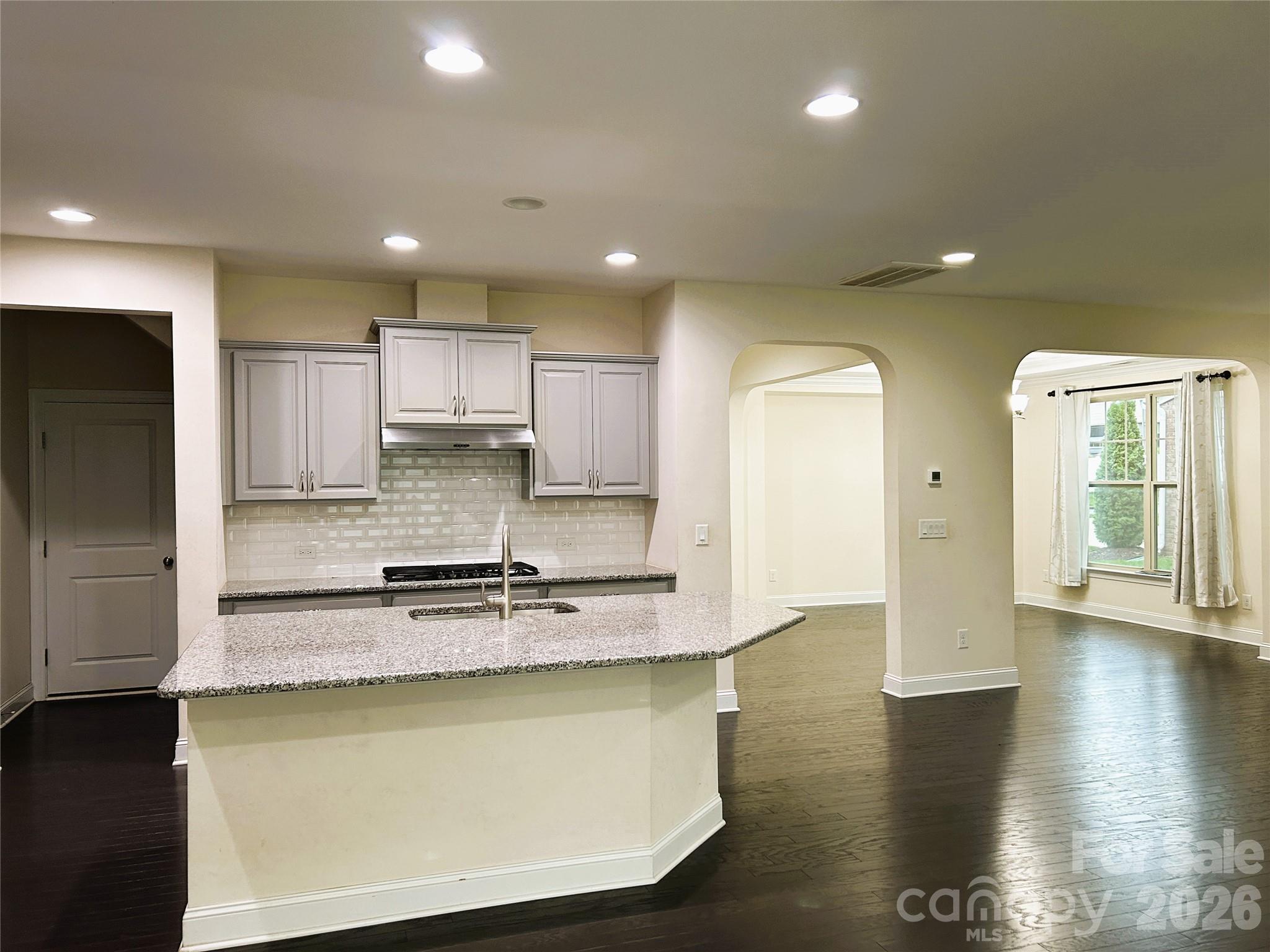 Photo 13 of 9015 Manor Oak Court, Charlotte, NC