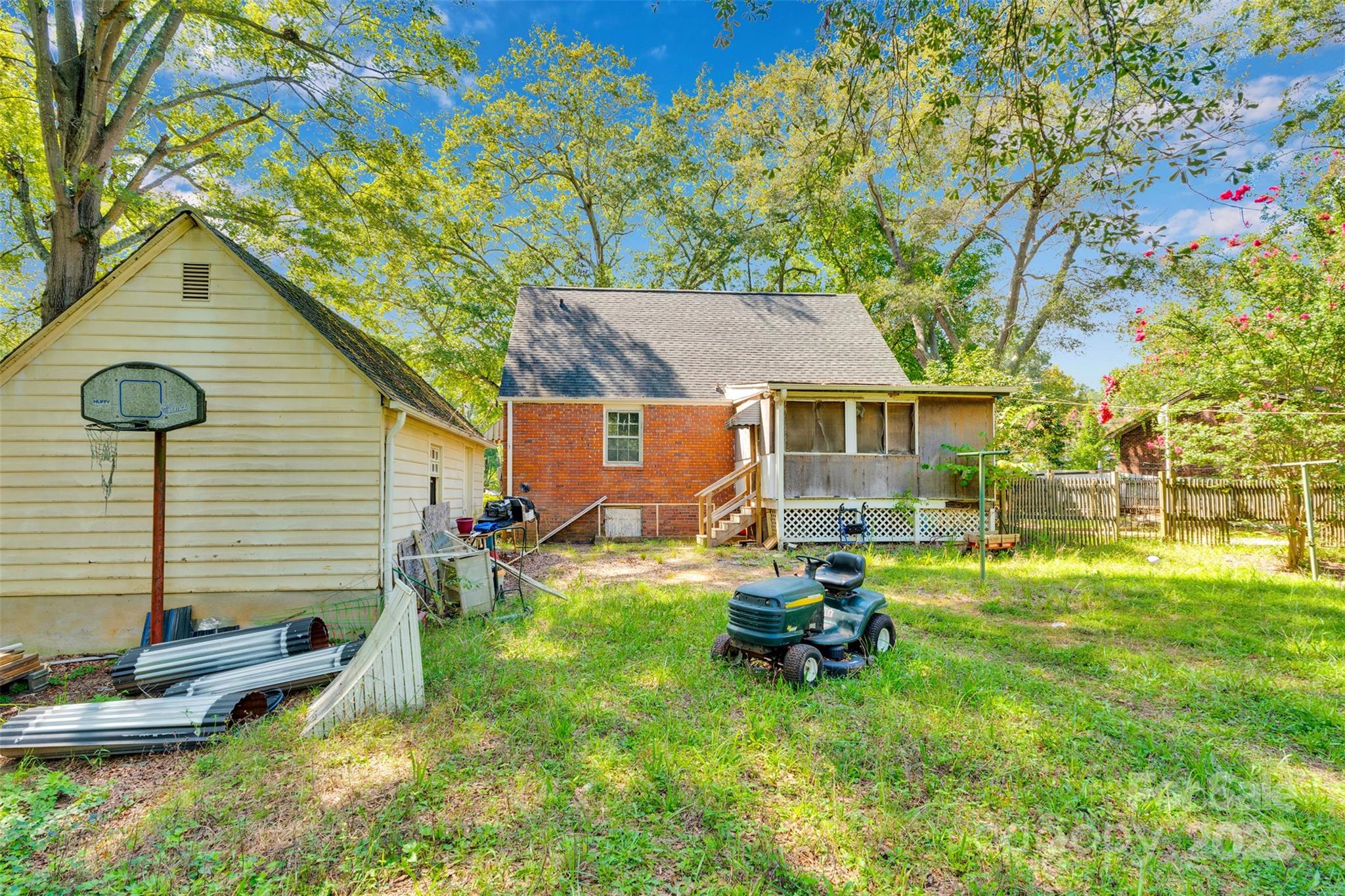 409 Gold Street, Shelby, NC - photo 6 of 37