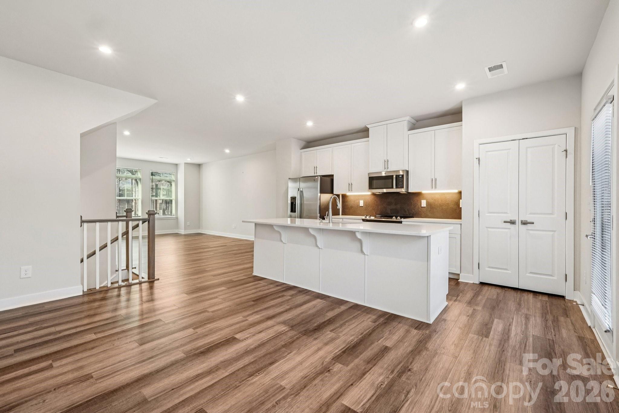 Photo 8 of 547 Nantahala Drive, Charlotte, NC
