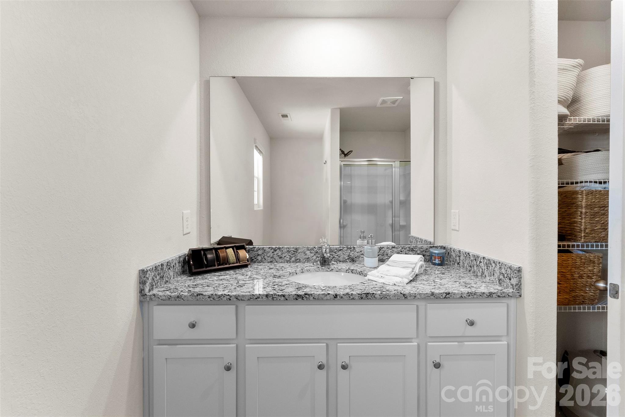 Photo 17 of 3027 Crescent Lake Lane, Charlotte, NC